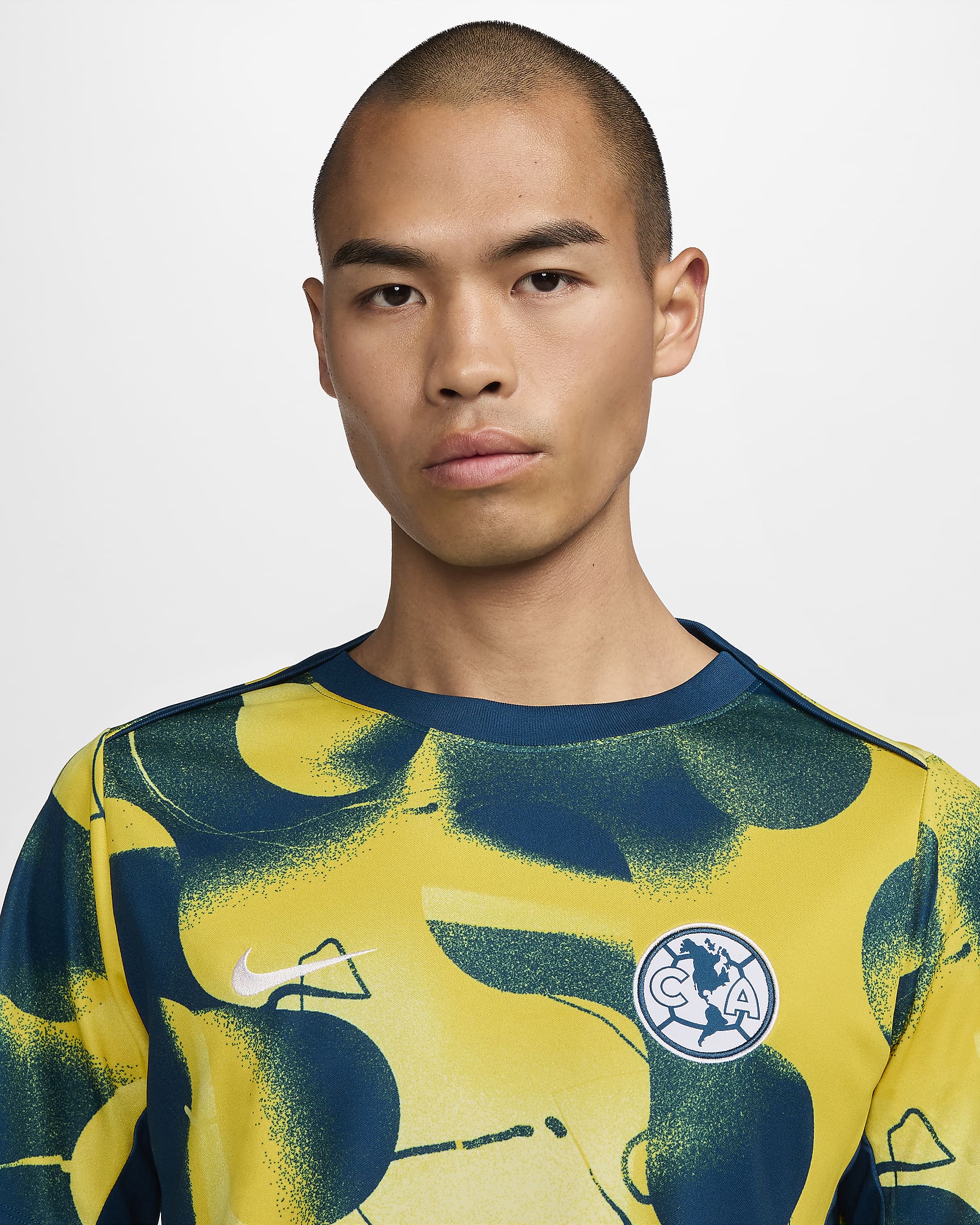 Playera de fútbol de manga corta Nike Dri-FIT para antes del partido ...