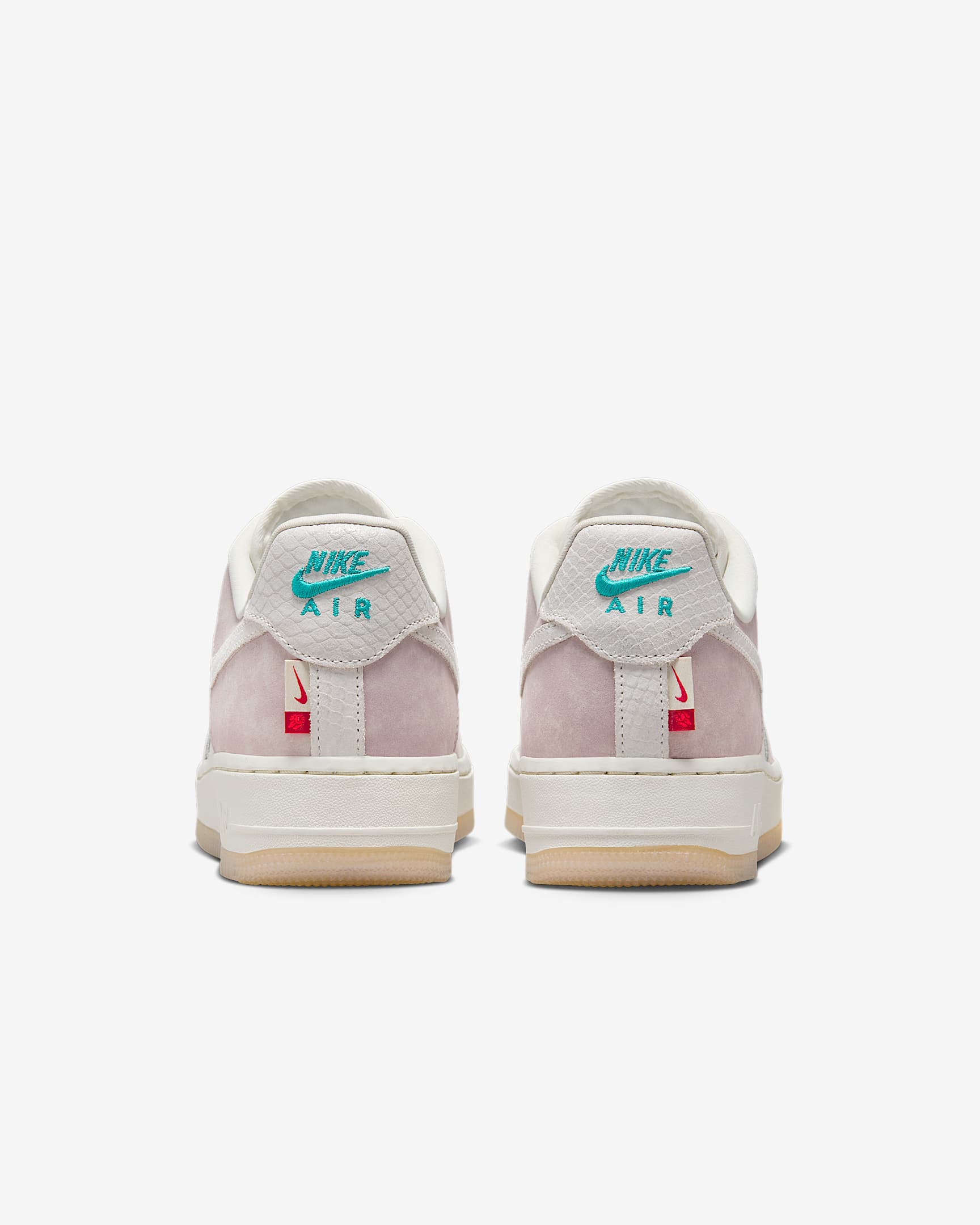 Nike Air Force 1 ’07 LX női cipő. Nike HU