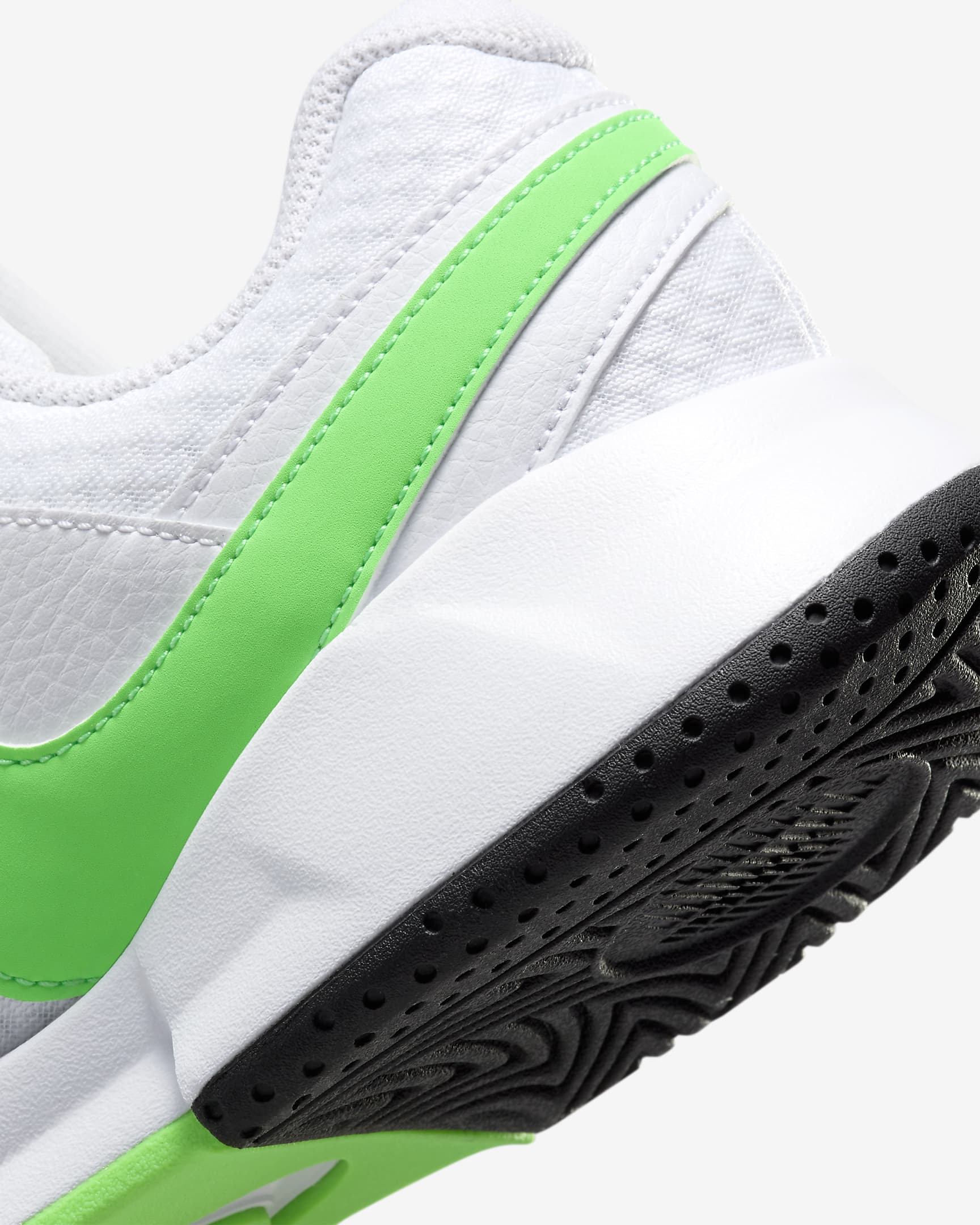 Tennissko NikeCourt Lite 4 för kvinnor. Nike SE