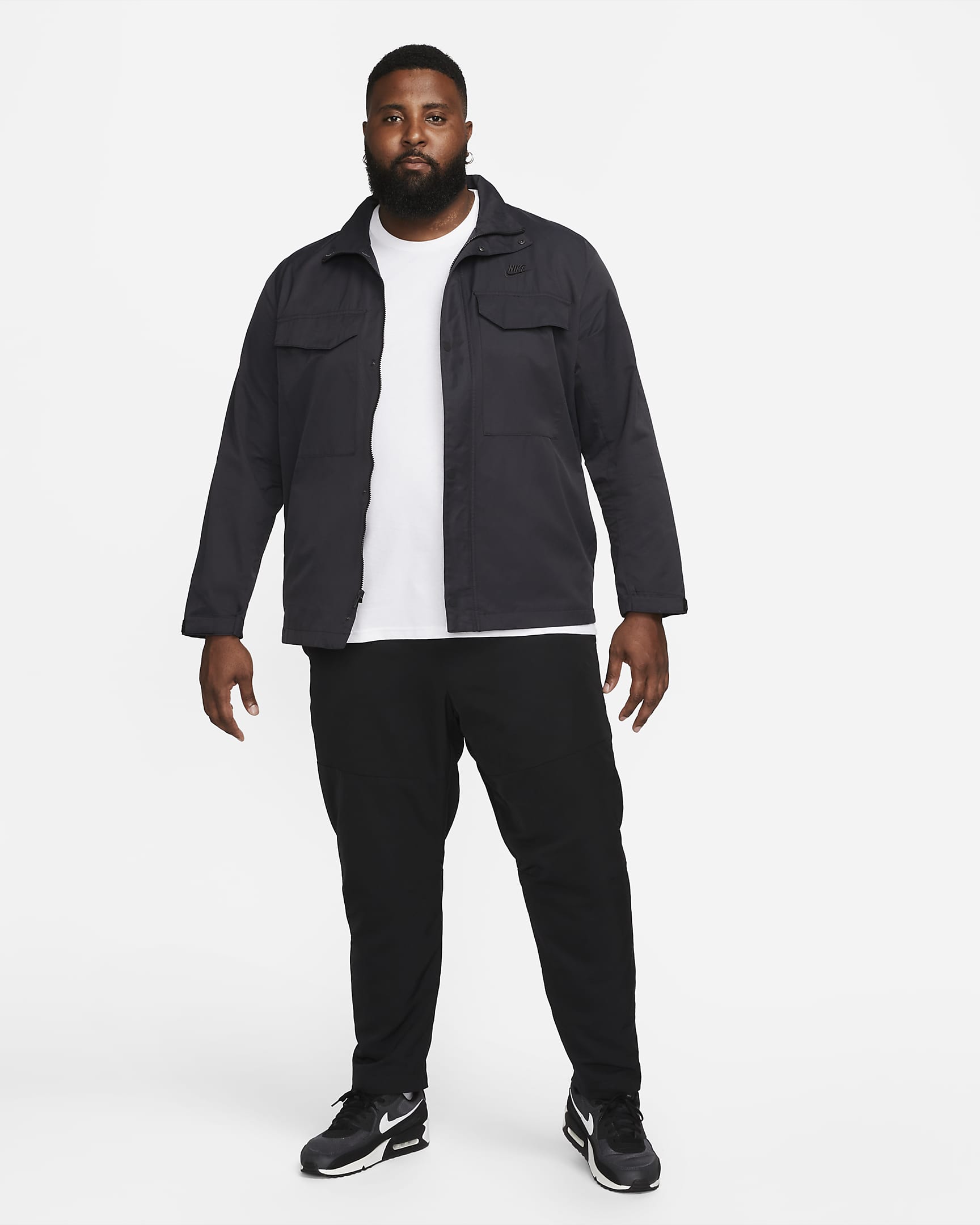 Nike Sportswear Premium Essentials Men's Pocket T-Shirt. Nike UK