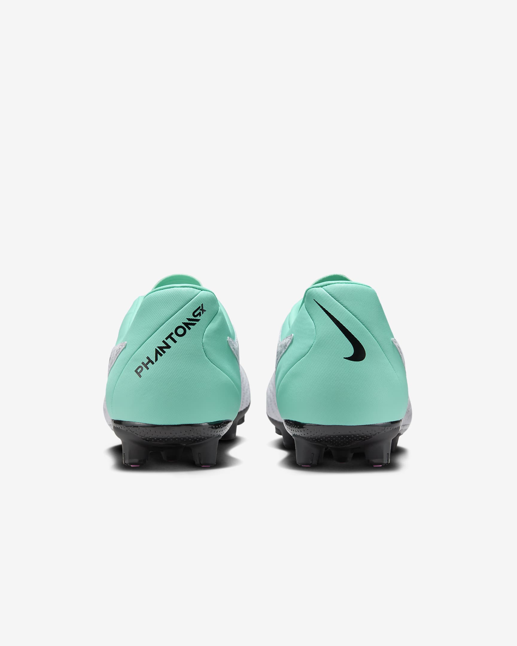 Nike Phantom GX Academy Hard-Ground Low-Top Football Boot. Nike IN