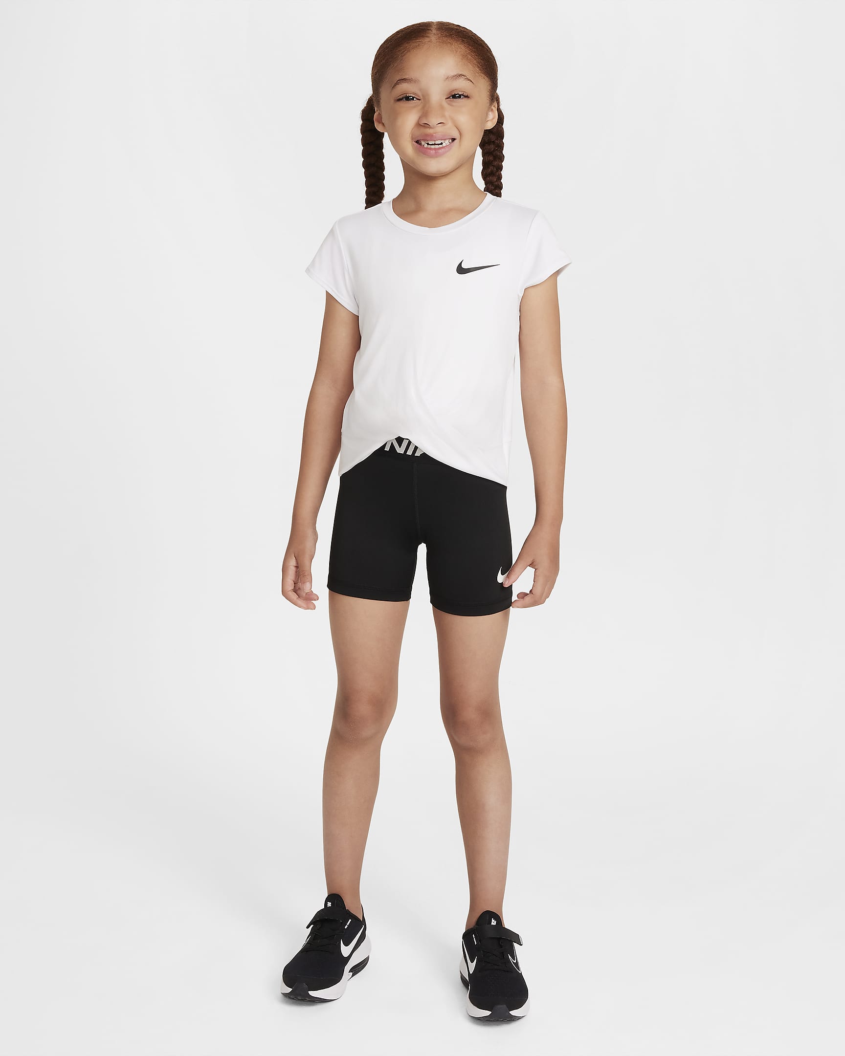Short Nike Dri-FIT Pro pour enfant. Nike FR