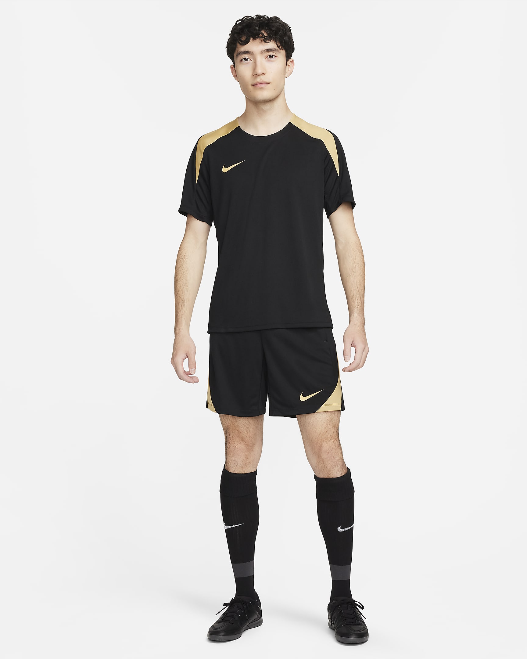 Nike Strike Men's Dri-FIT Football Shorts. Nike IN