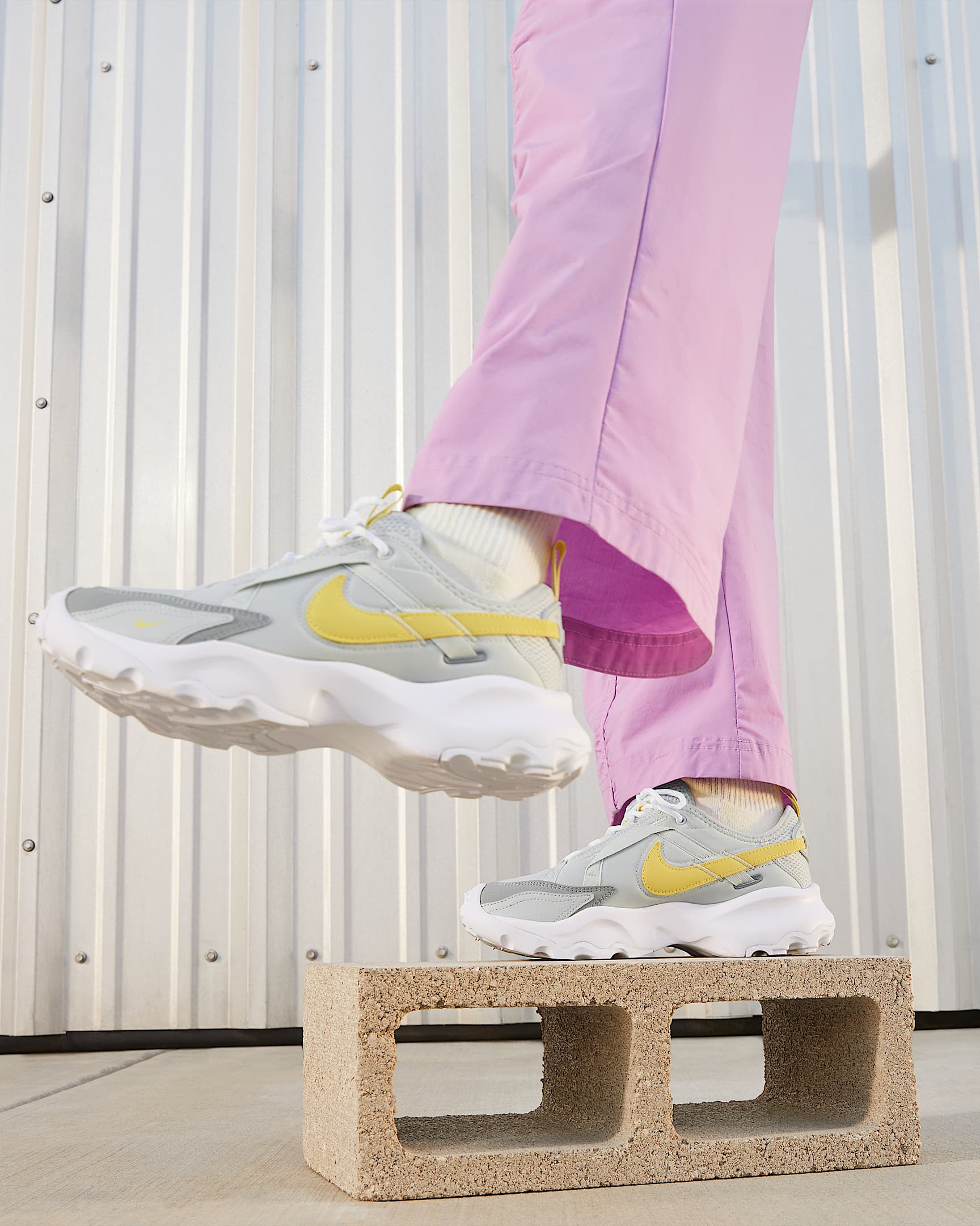 Chaussure Nike TC 7900 pour femme. Nike LU