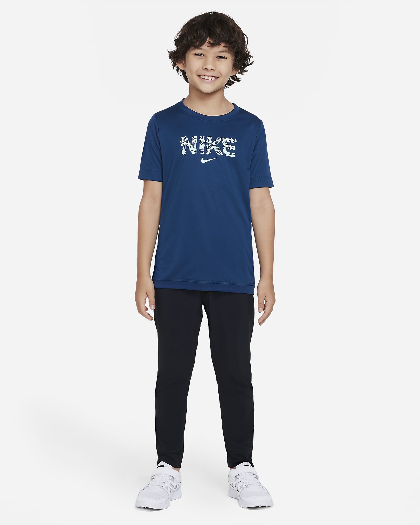 Nike Dri-FIT Trophy Older Kids' (Boys') Training Top. Nike ID