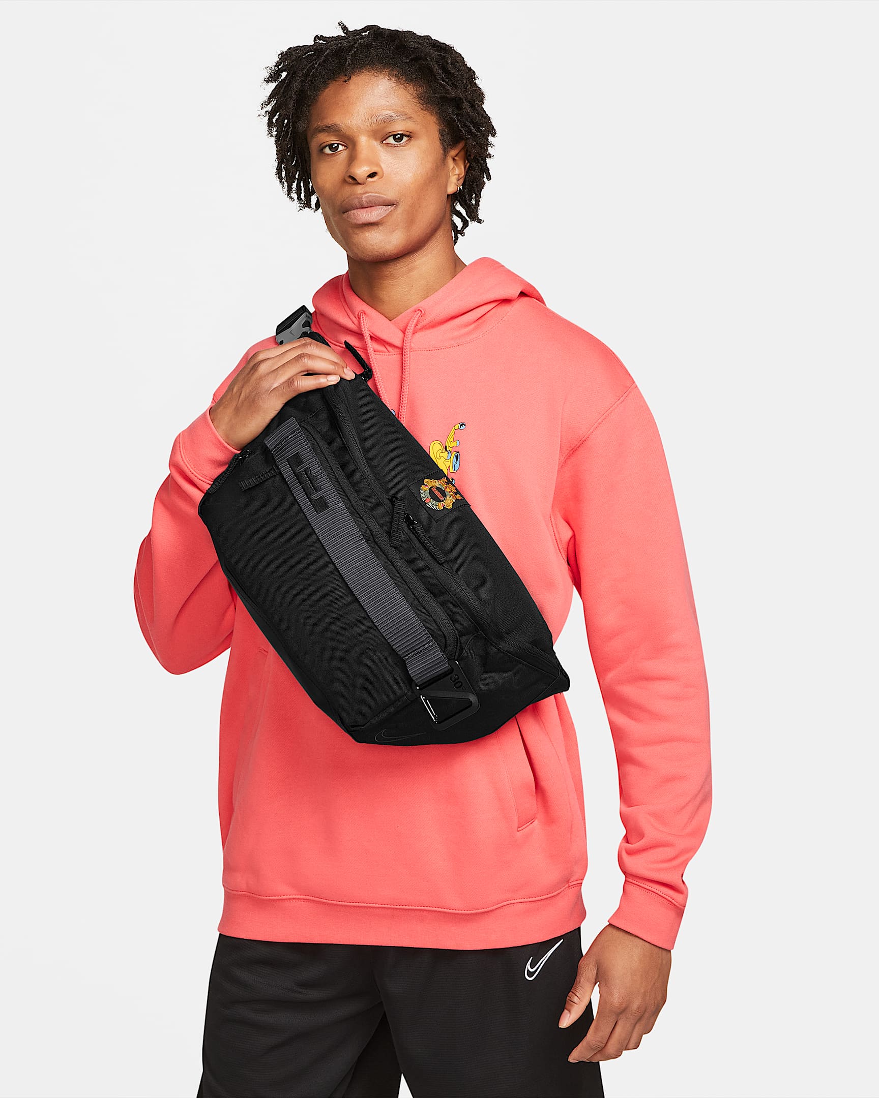 LeBron Cross-Body Bag (10L). Nike IN