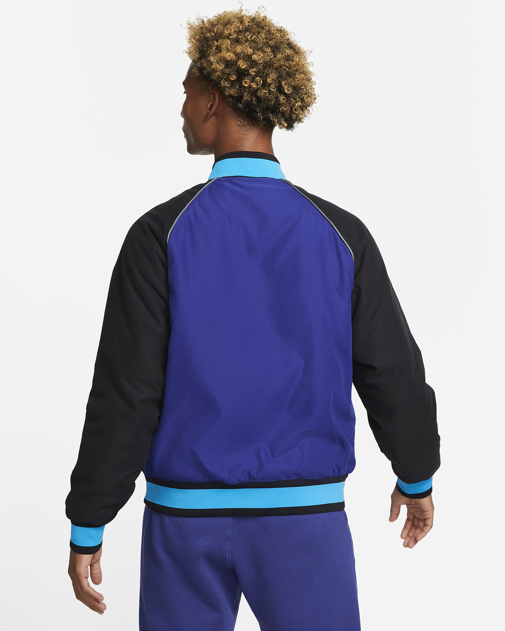 LeBron Protect Men's Basketball Jacket. Nike LU