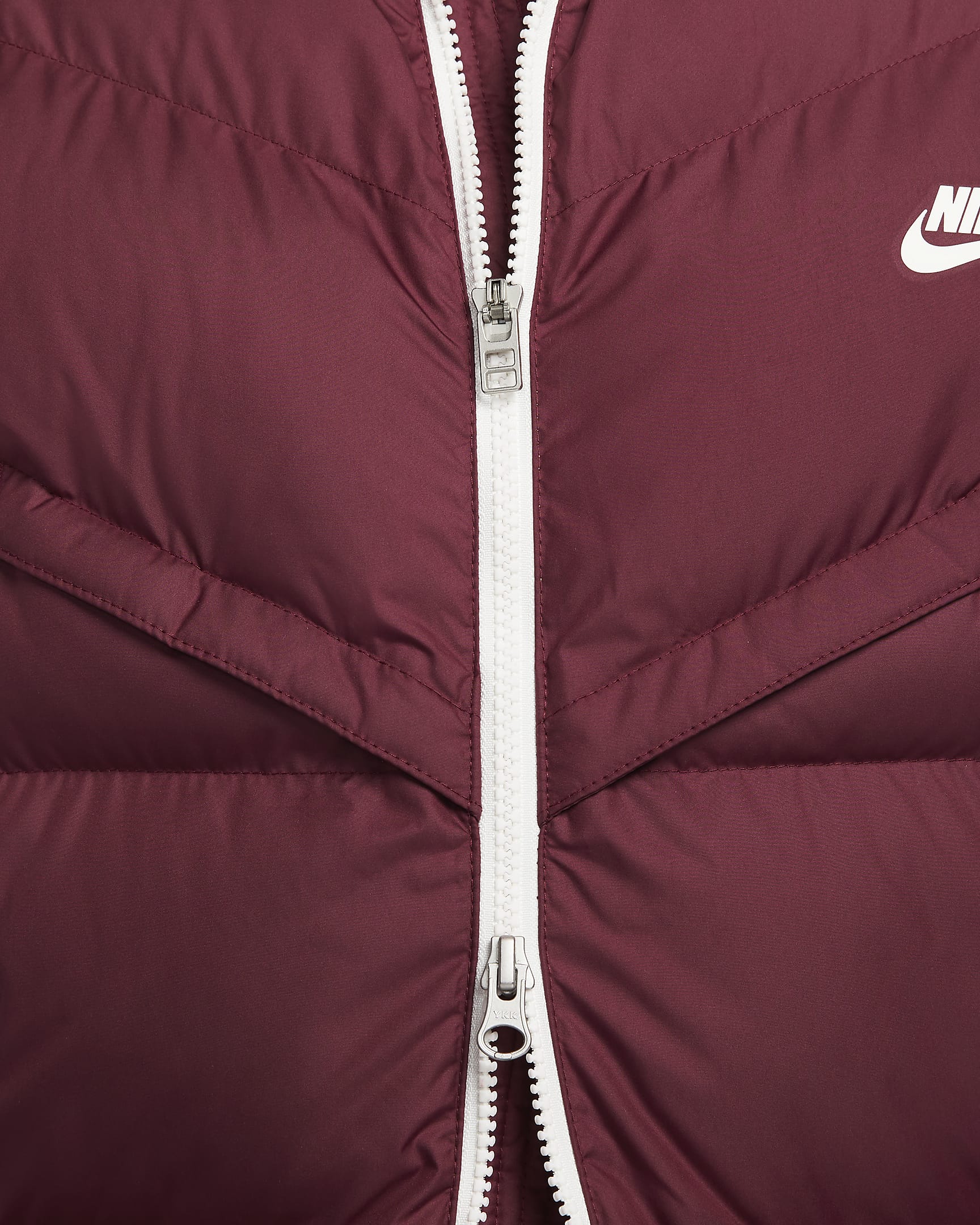 Nike Storm-FIT Windrunner Men's PRIMALOFT ® Insulated Gilet. Nike LU