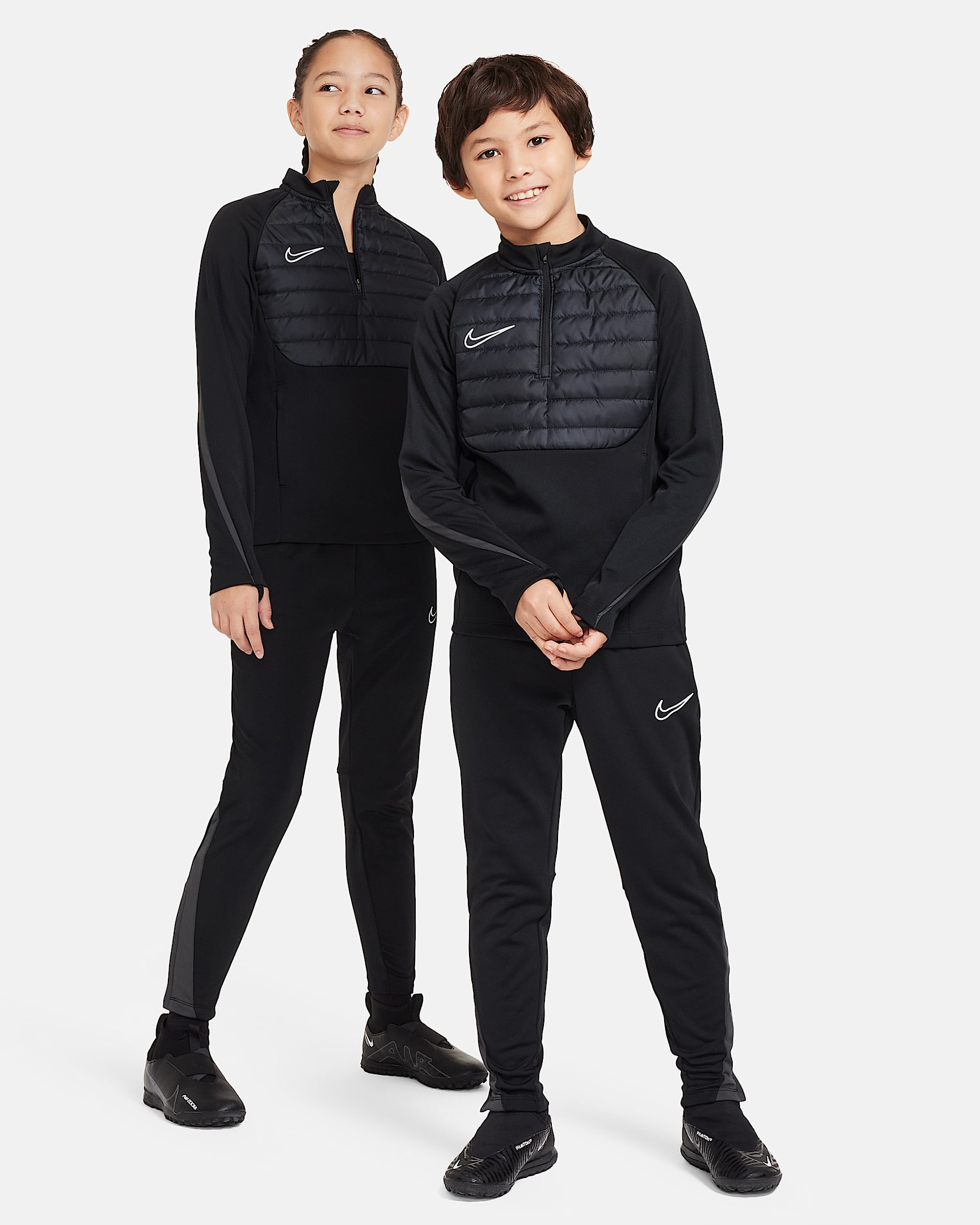 Haut d'entraînement de foot Nike Therma-FIT Academy pour ado. Nike BE