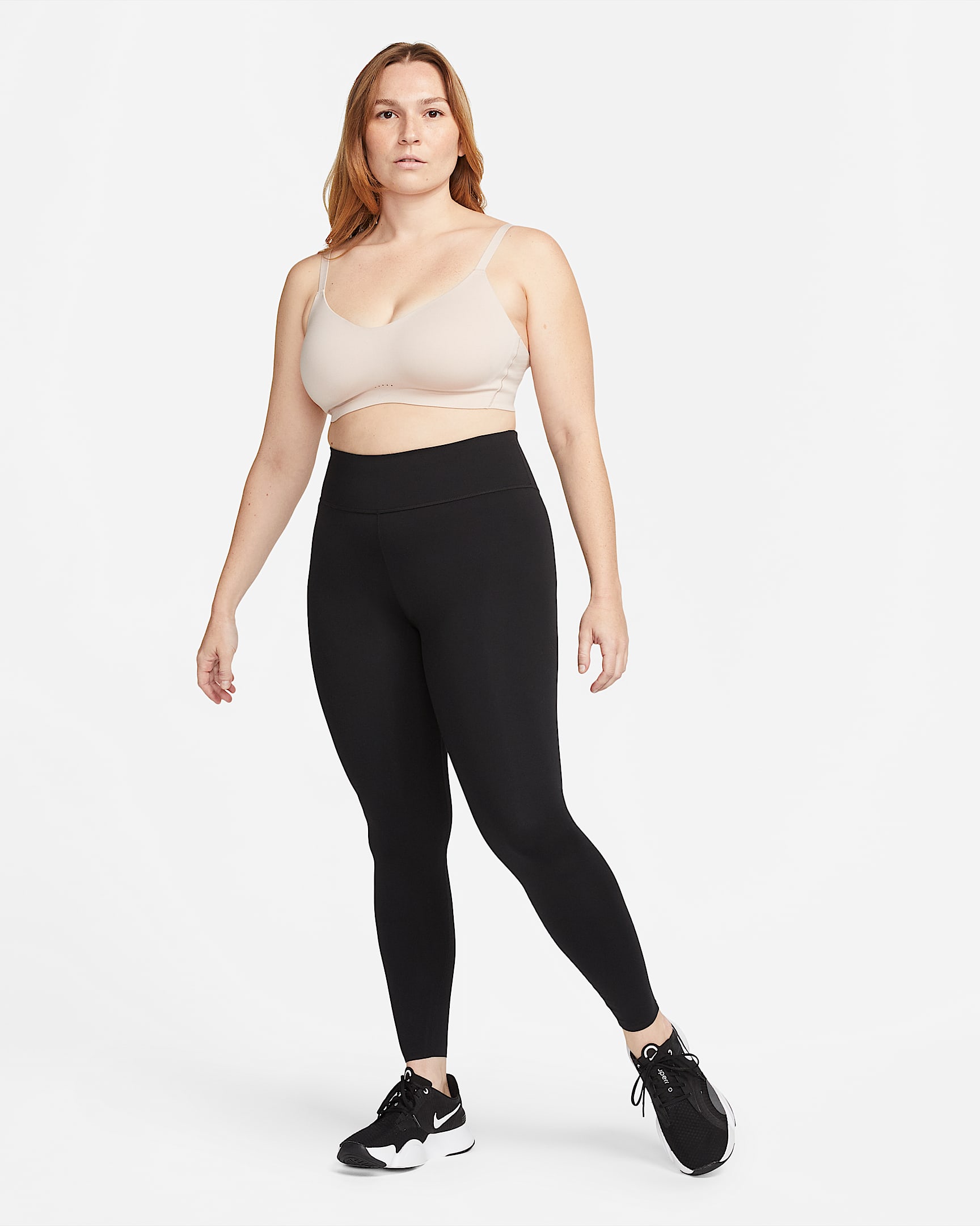 Bra deportivo de baja sujeción con almohadillas para mujer Nike Alate ...