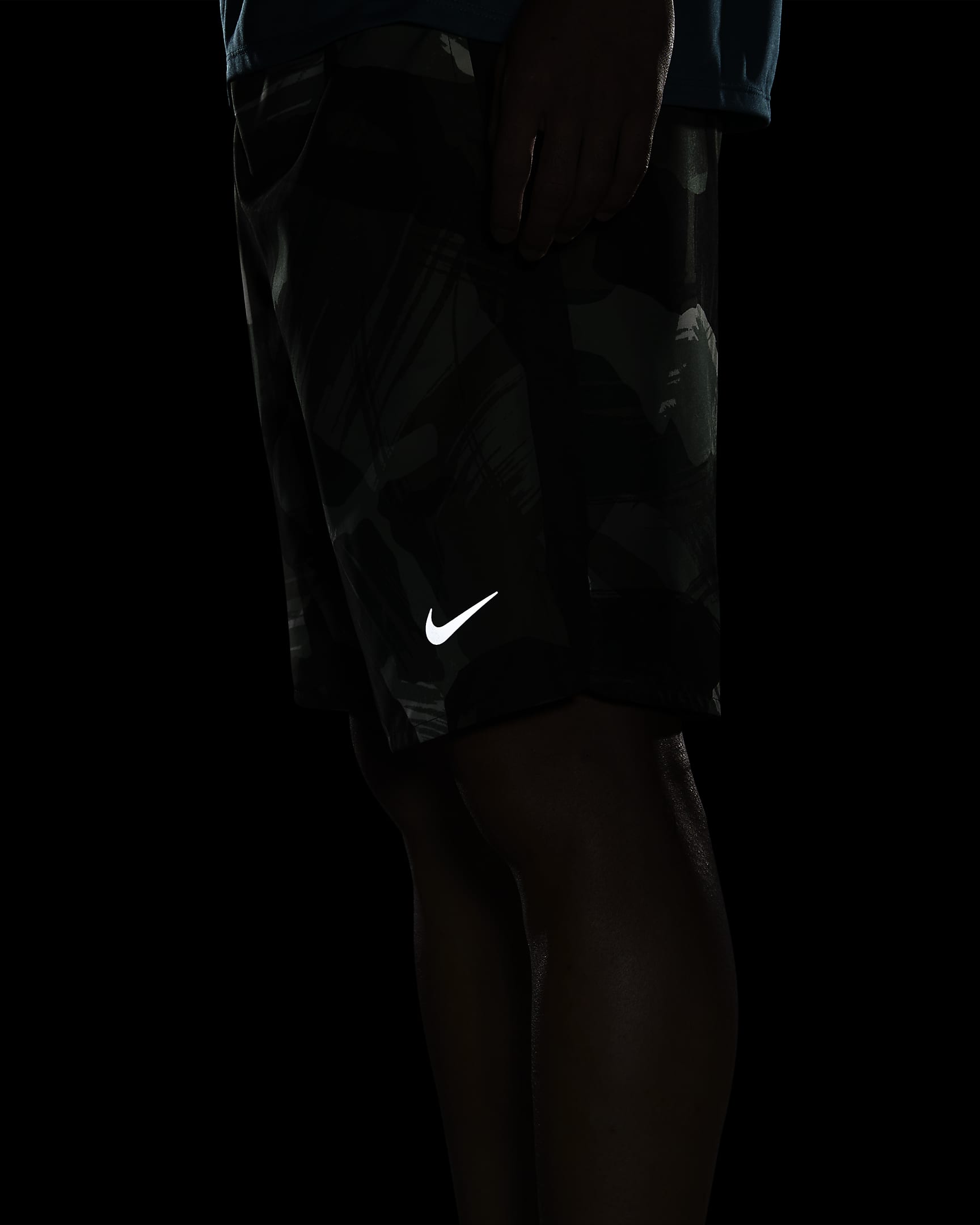 Nike Dri-FIT Challenger Men's 23cm (approx.) Unlined Versatile Shorts ...