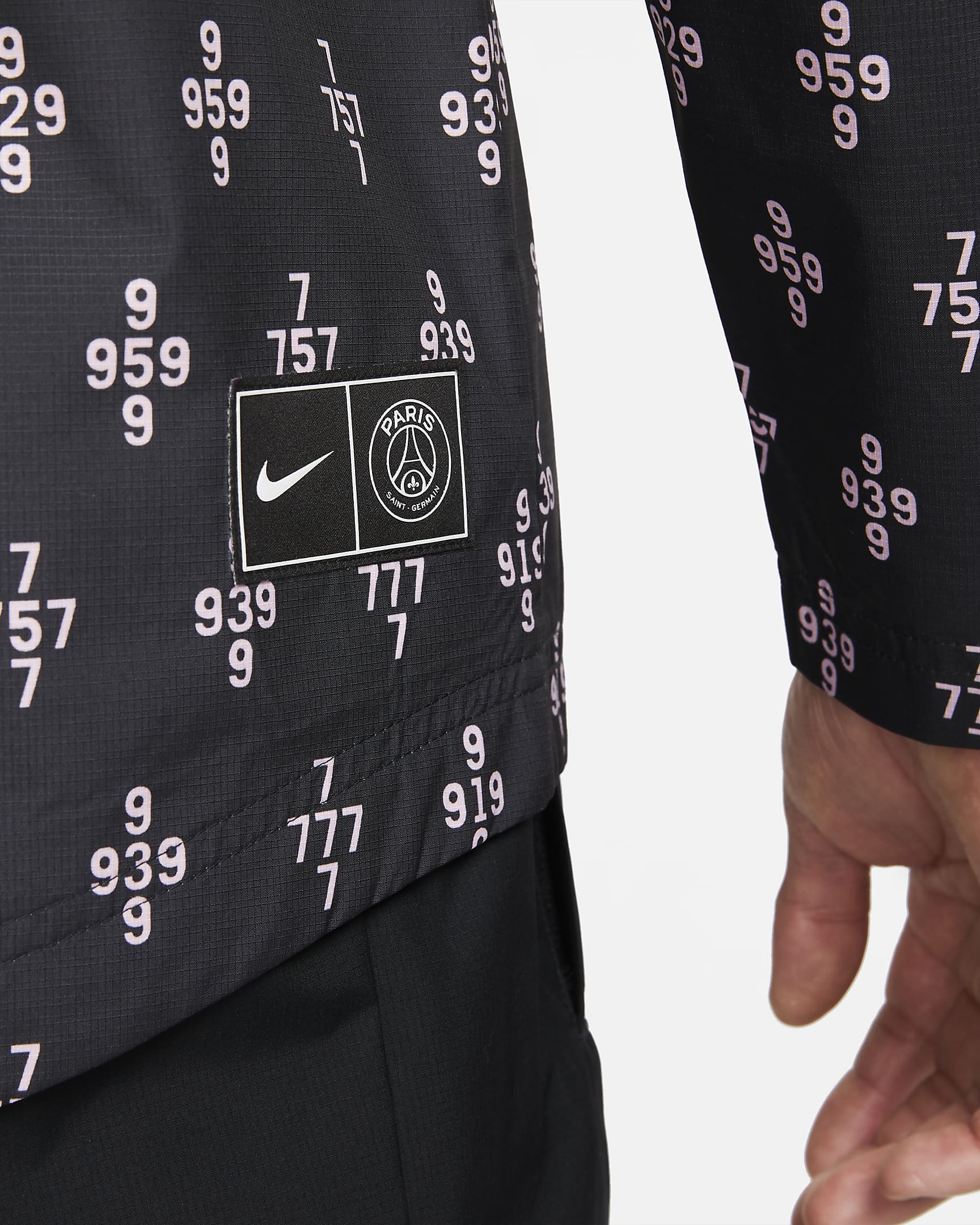 Paris Saint-GermainAWF Men's Football Jacket. Nike SE