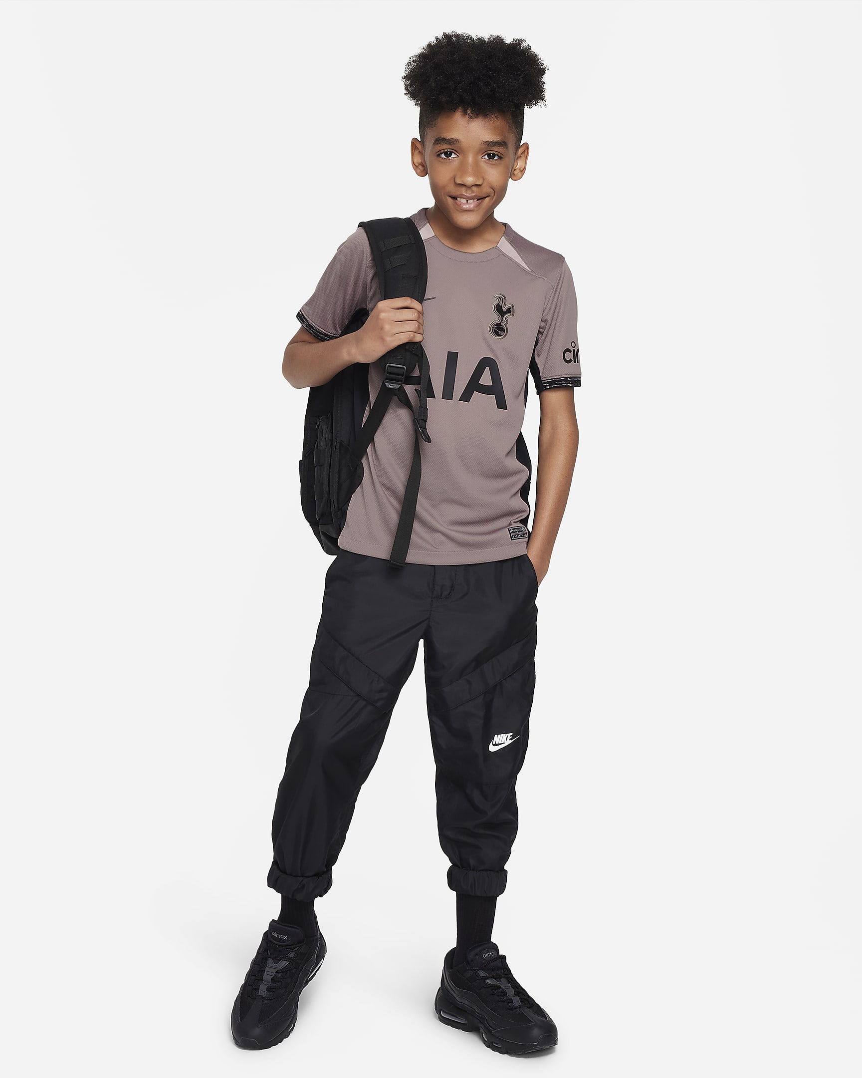 Tottenham Hotspur 2023/24 Stadium Third Older Kids' Nike Dri-FIT Football Shirt. Nike CZ