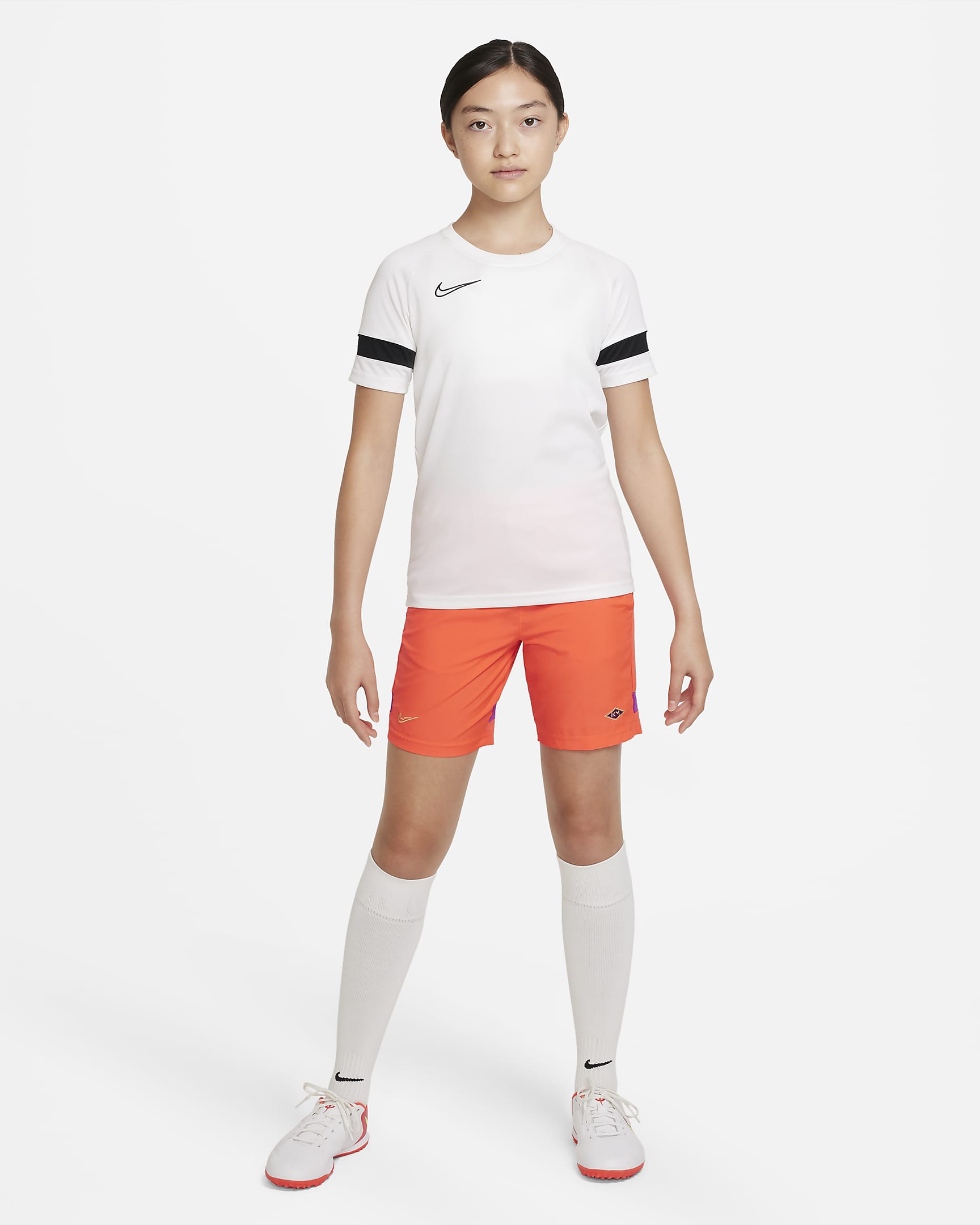 Kylian Mbappé Older Kids' Dri-FIT Football Shorts. Nike AE
