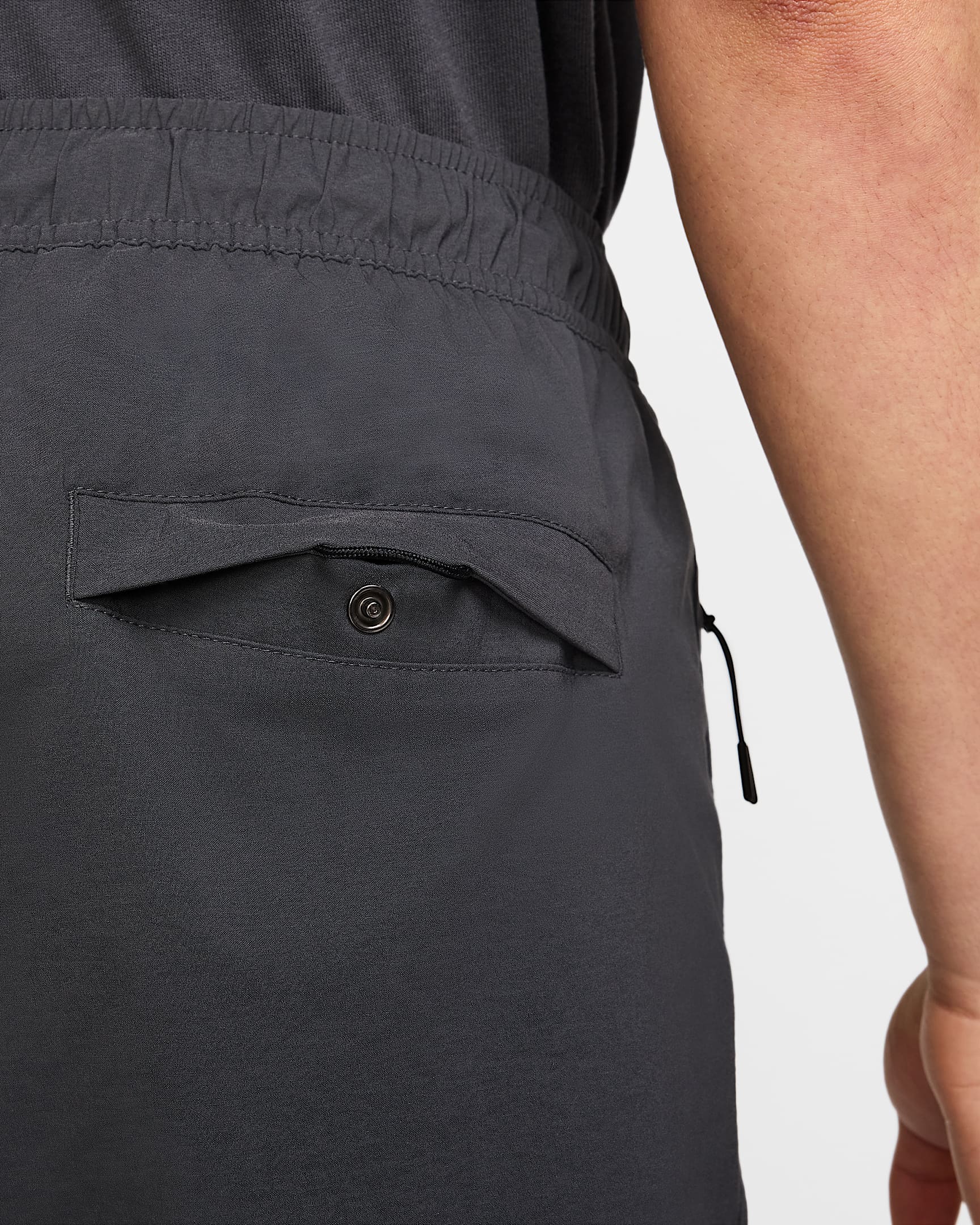 Nike Tech Men's Woven Open-Hem Trousers. Nike ZA