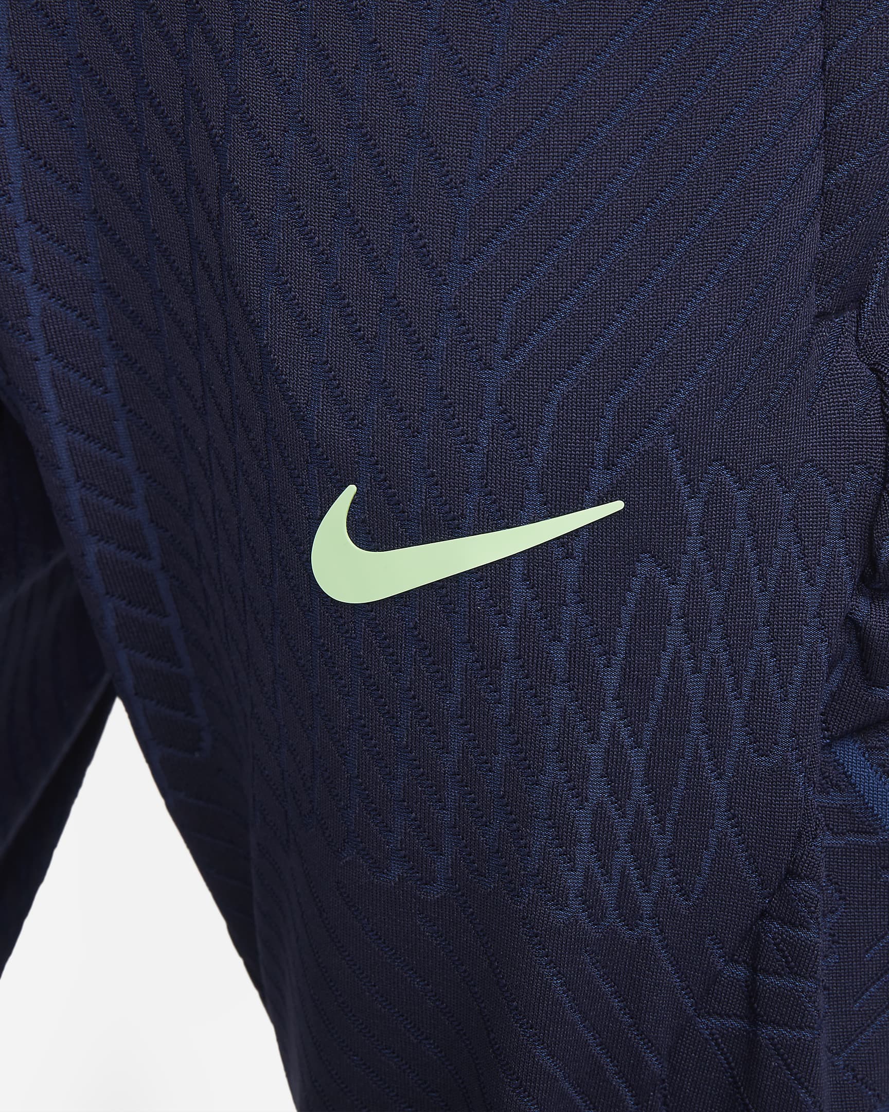 Brazil Strike Elite Men's Nike Dri-FIT ADV Knit Football Pants. Nike SA