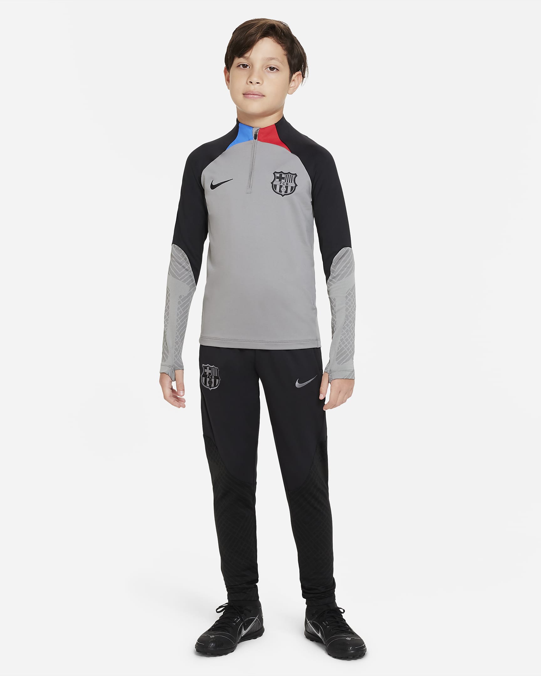 F.C. Barcelona Older Kids' Nike Dri-FIT Strike Football Drill Top. Nike NZ