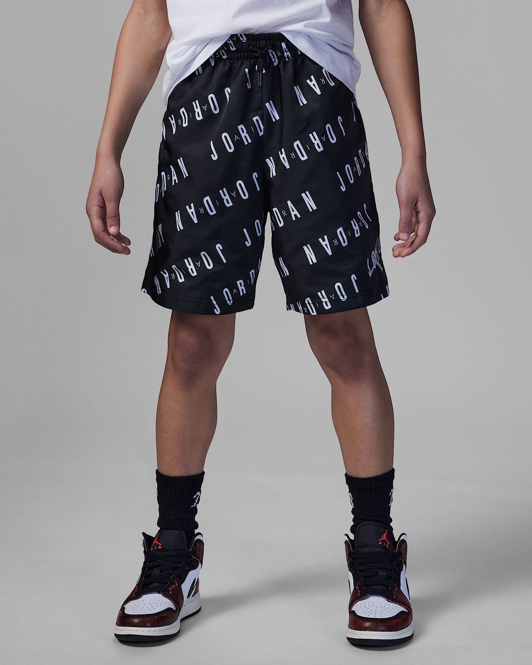 Jordan Essentials Poolside Shorts Older Kids' (Boys) Shorts. Nike BE