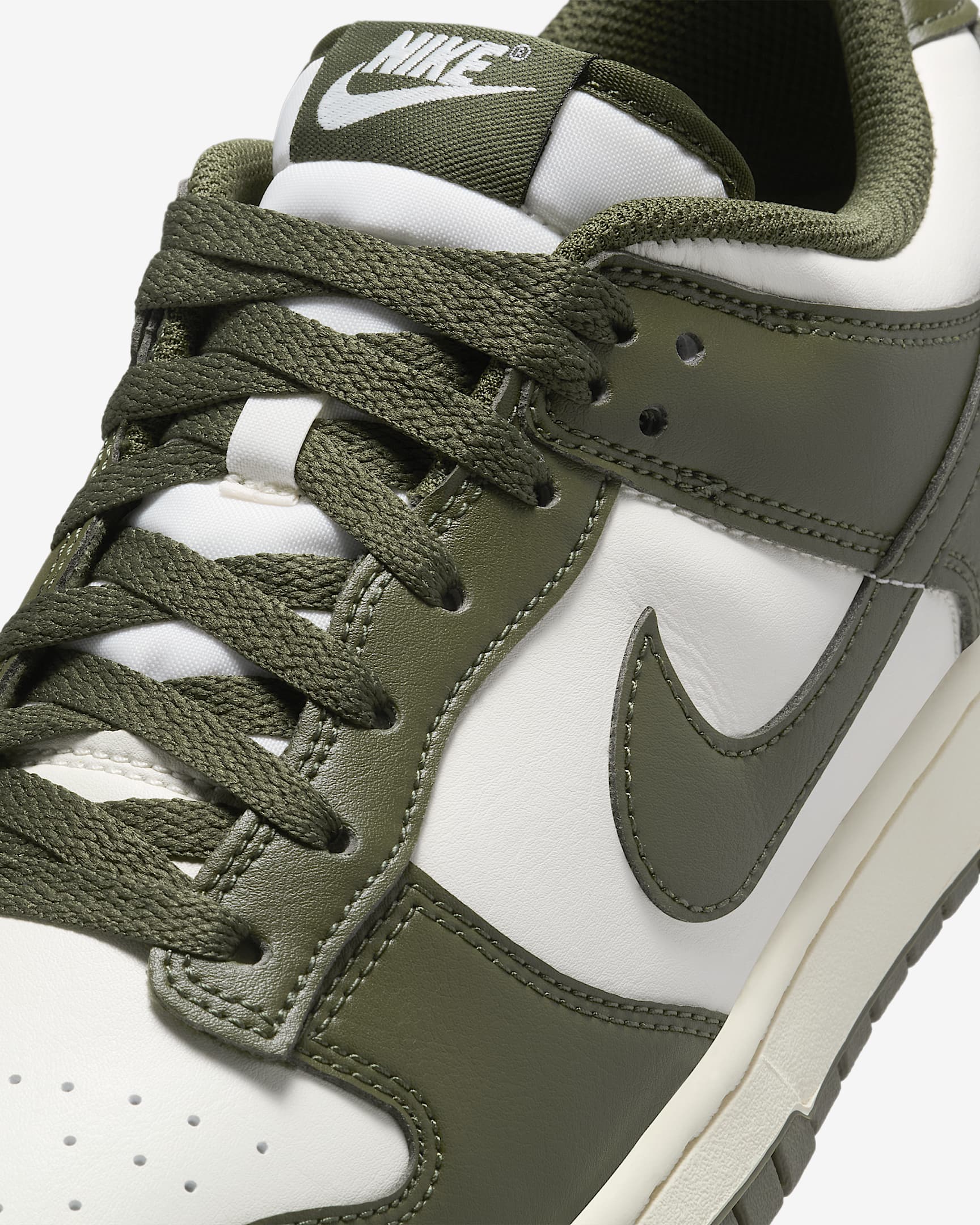 Nike Dunk Low Retro Men's Shoes. Nike UK