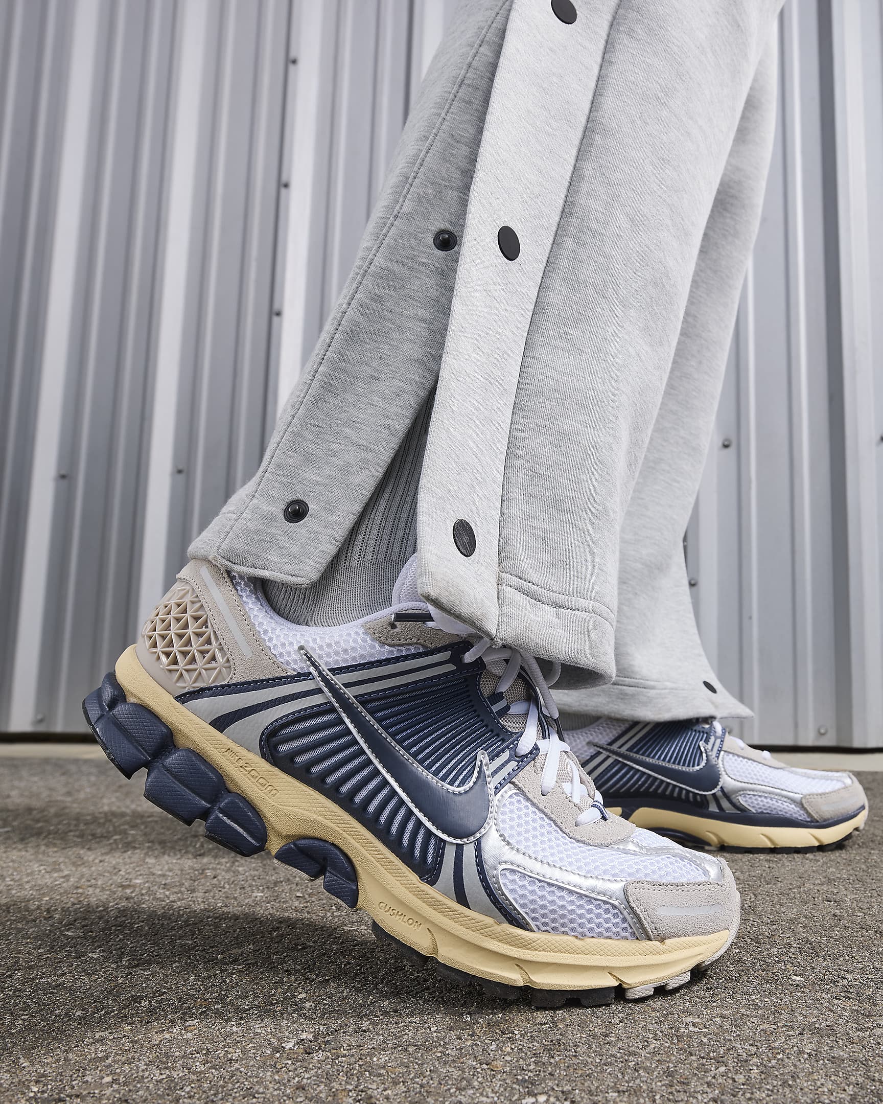 Nike Zoom Vomero 5 Men's Shoes. Nike.com