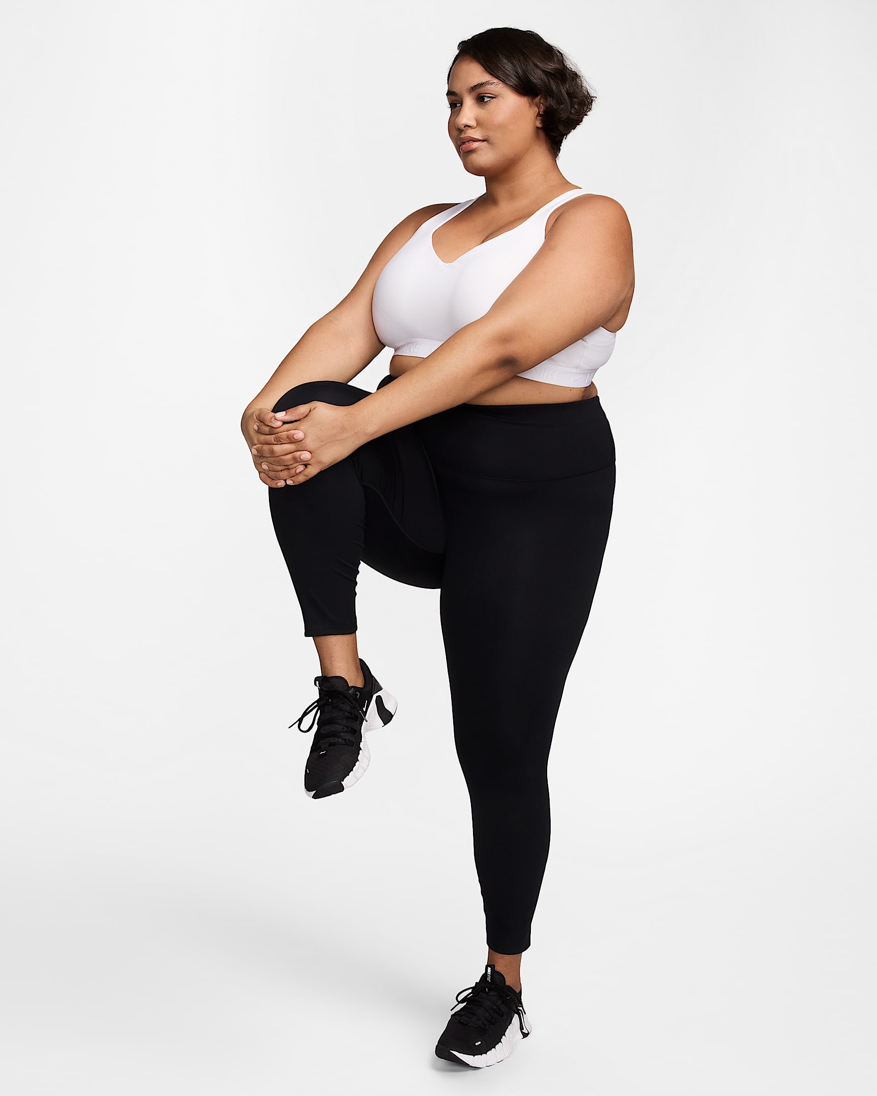 Nike Indy High-Support Women's Padded Adjustable Sports Bra (Plus Size). Nike UK