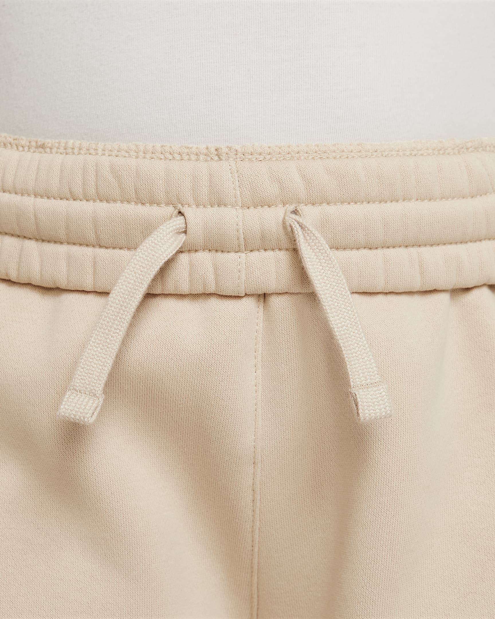 Nike Sportswear Club Fleece Older Kids' Loose Trousers. Nike CA