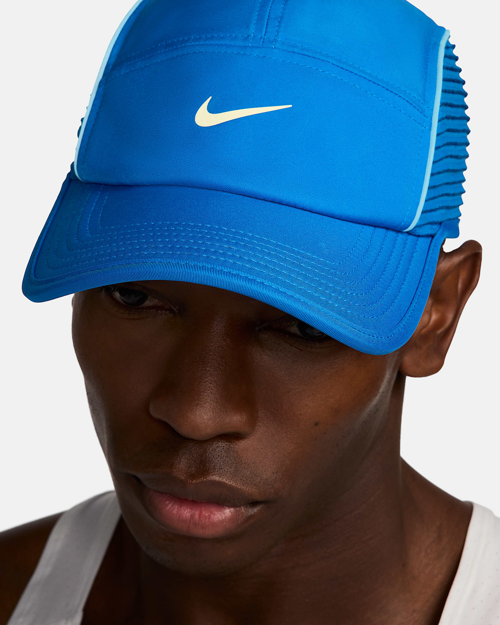 Nike Dri-FIT ADV Fly Unstructured AeroBill AeroAdapt Cap. Nike.com