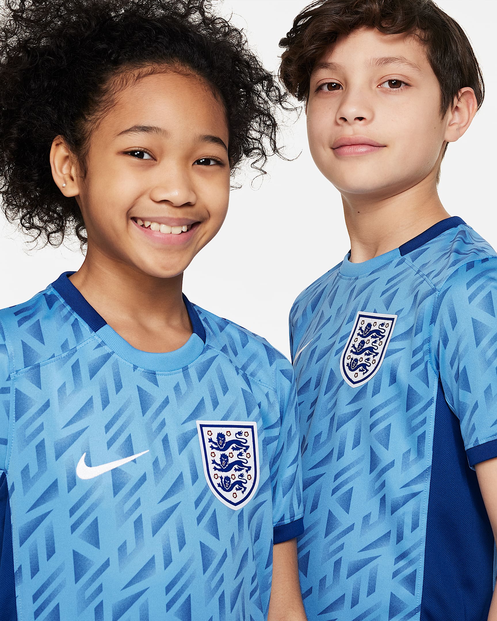 England 2023 Stadium Away Older Kids' Nike Dri-FIT Football Shirt. Nike SI