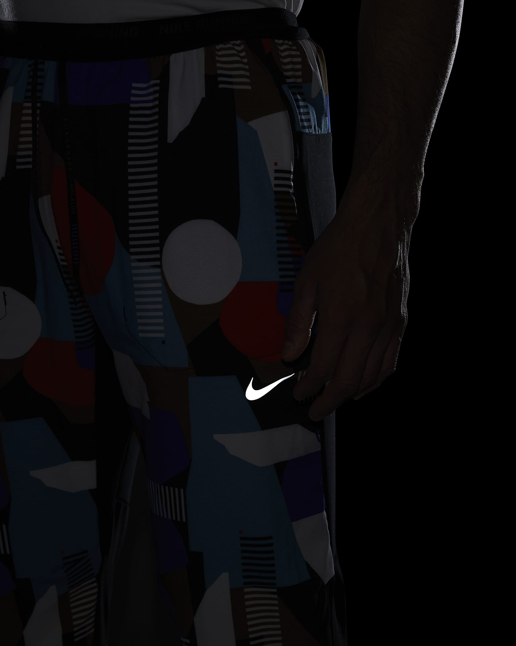 Nike A.I.R. Hola Lou férfi futónadrág. Nike HU