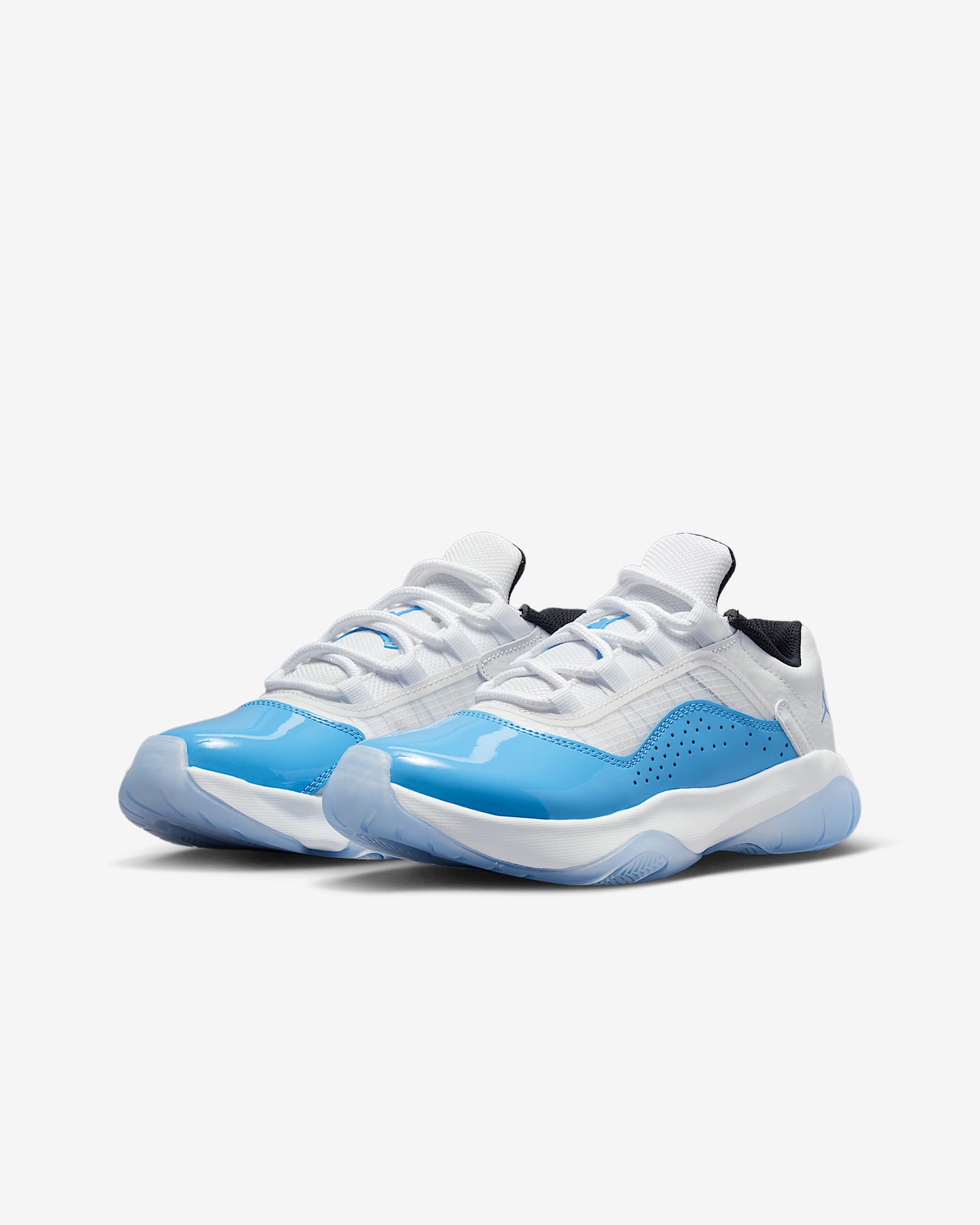 Air Jordan 11 CMFT Low Older Kids' Shoe. Nike IE