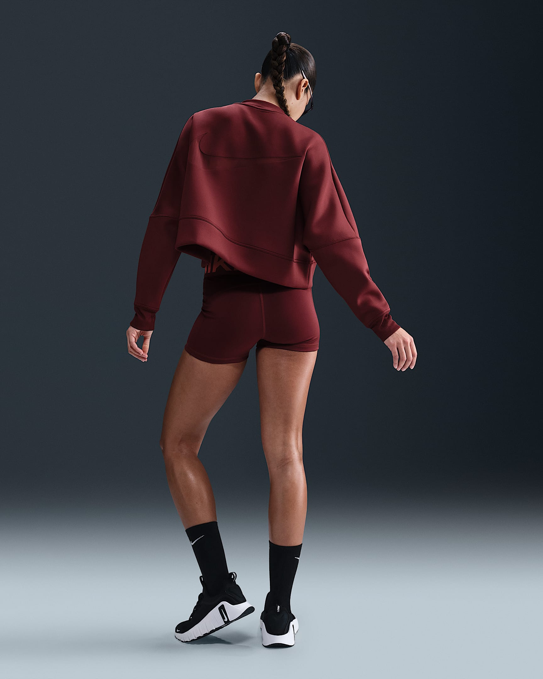 Nike Prima Women's Dri-FIT Oversized Crew-Neck Cropped Top. Nike BE