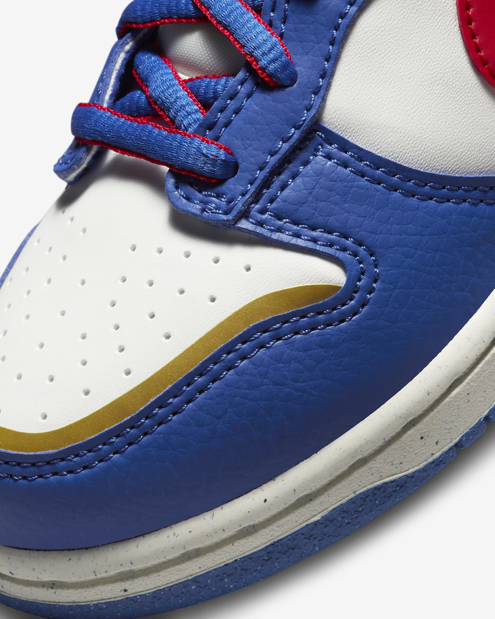 Nike Dunk Low Next Nature Younger Kids' Shoes. Nike SK