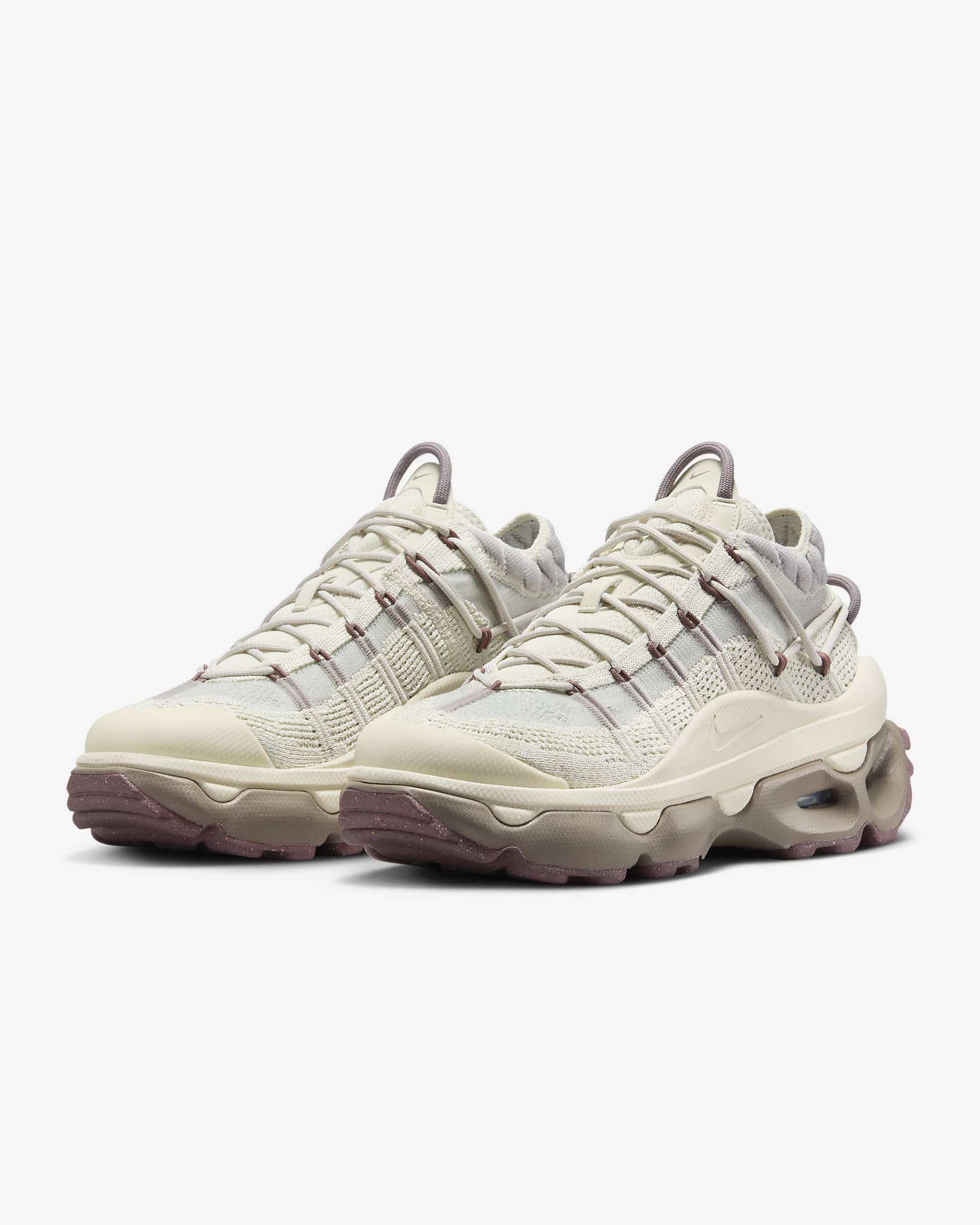 Nike Air Max Flyknit Venture Women's Shoes. Nike ID