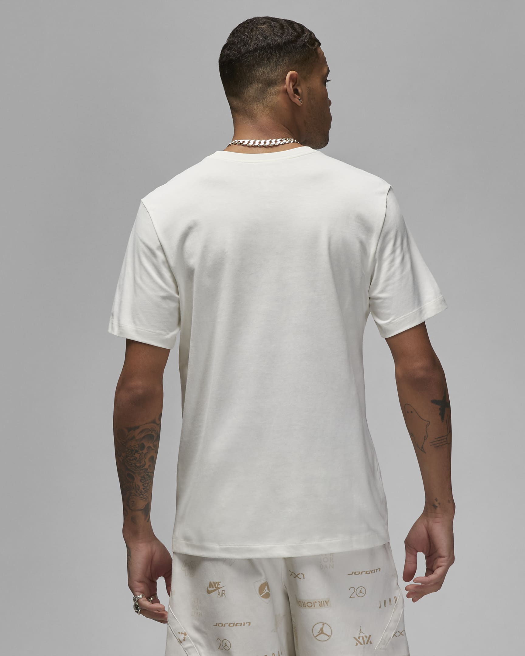 Jordan Men's Graphic T-Shirt. Nike PH