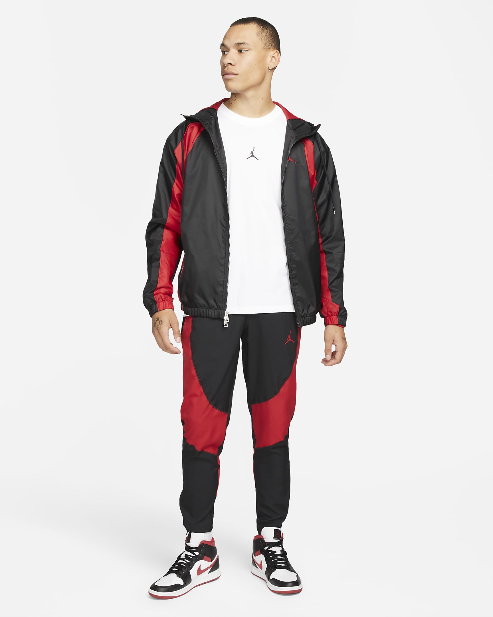 Jordan Essentials Men's Woven Jacket. Nike SA