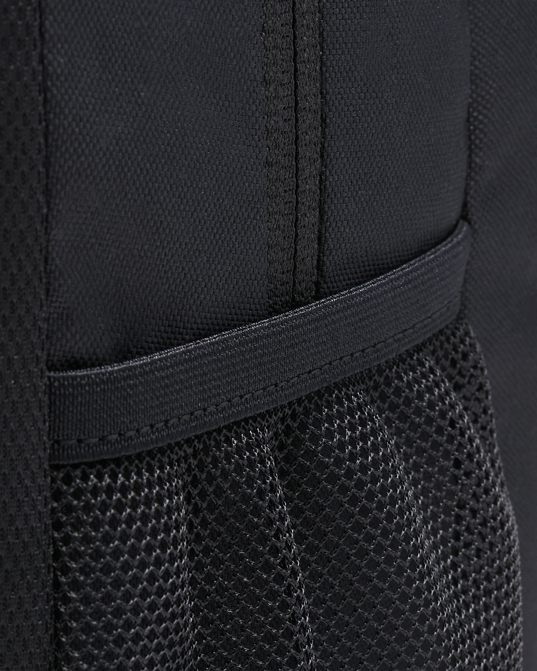 Nike Academy Team Kids' Football Backpack (22L). Nike UK