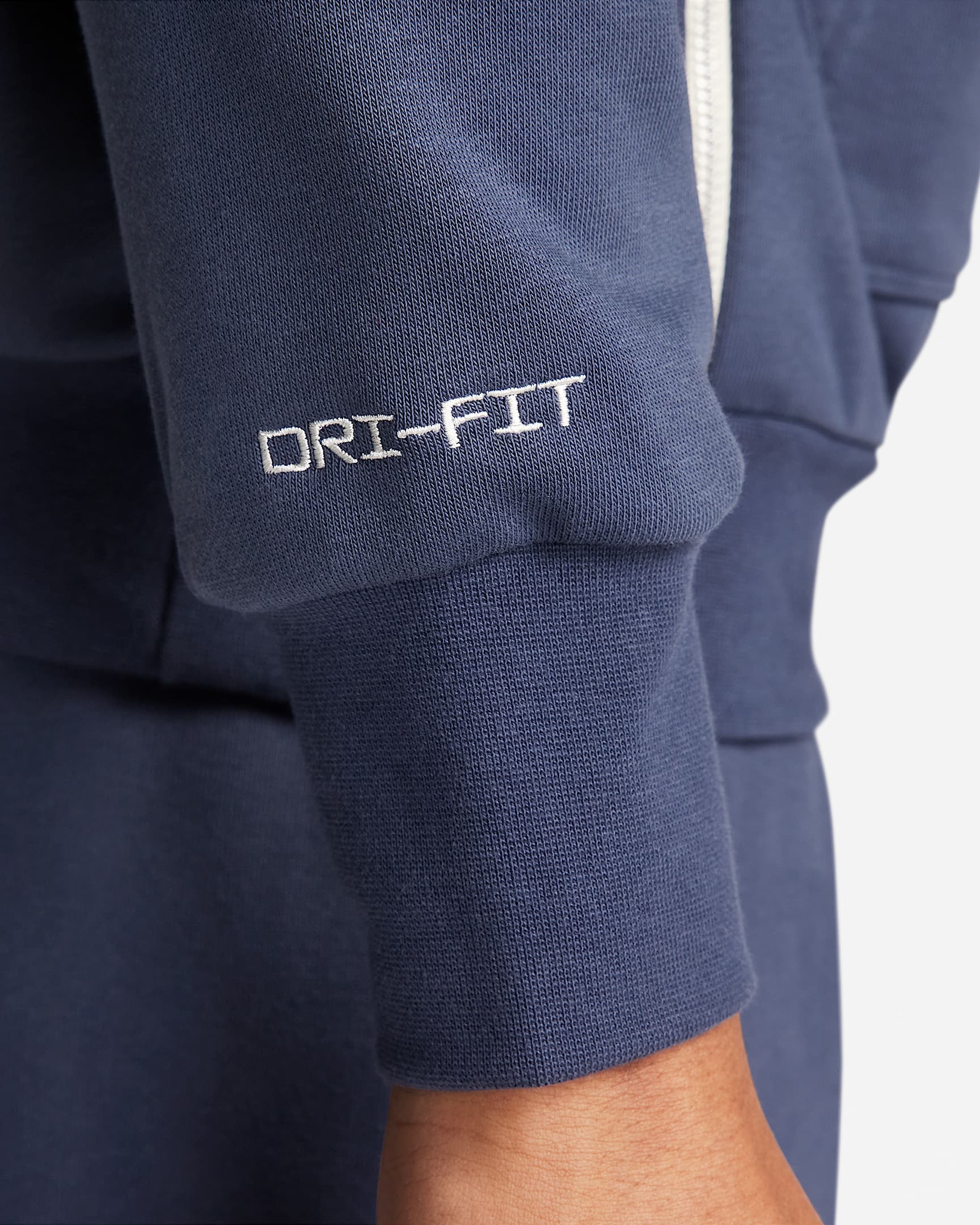 Nike Standard Issue Men's Dri-FIT Pullover Basketball Hoodie. Nike.com