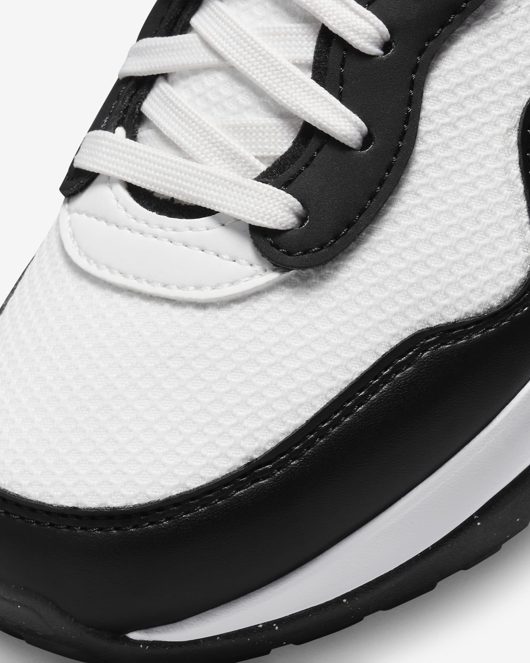 Nike Air Max Motif Next Nature Older Kids' Shoes. Nike HR