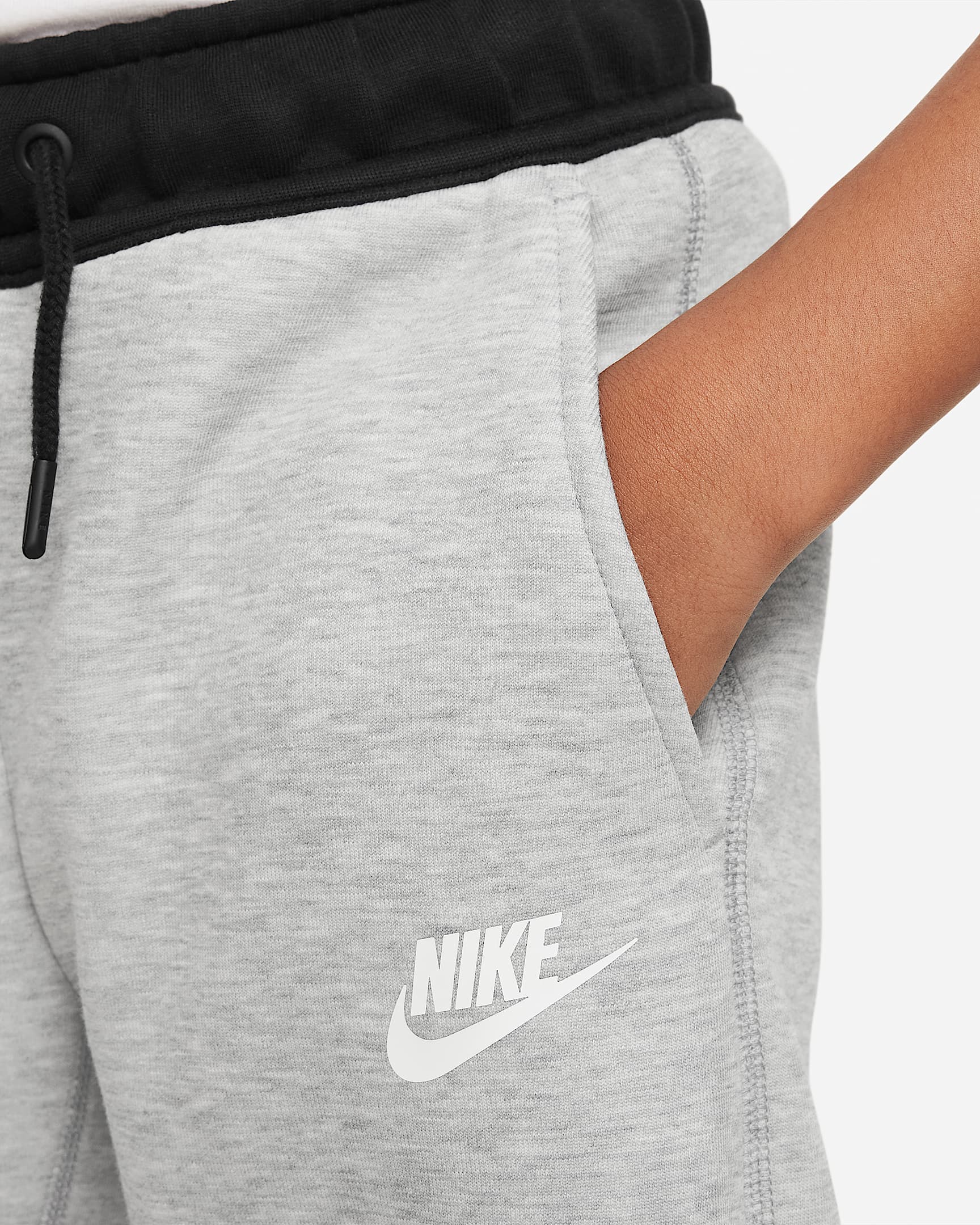 Nike Sportswear Tech Fleece Older Kids' (Boys') Trousers. Nike UK