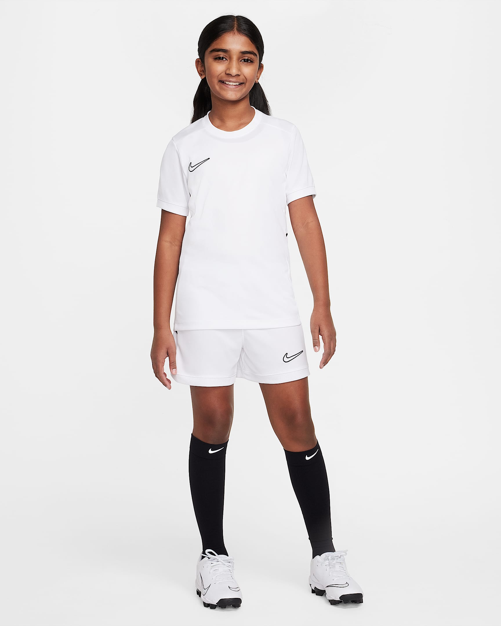 Nike Academy Older Kids' Dri-FIT Football Top. Nike IE