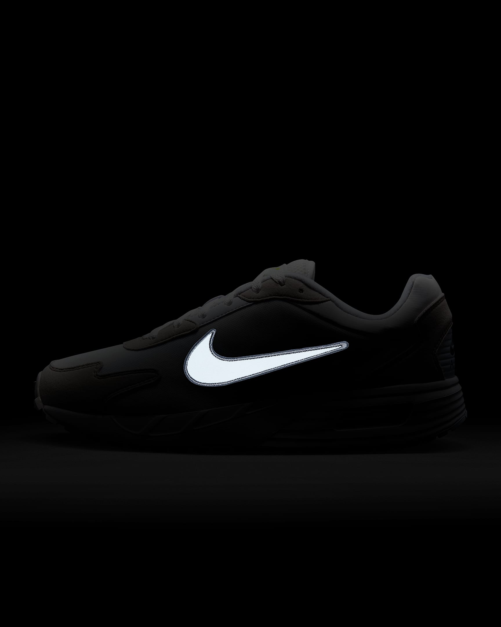 Nike Air Max Solo Men's Shoes. Nike SI