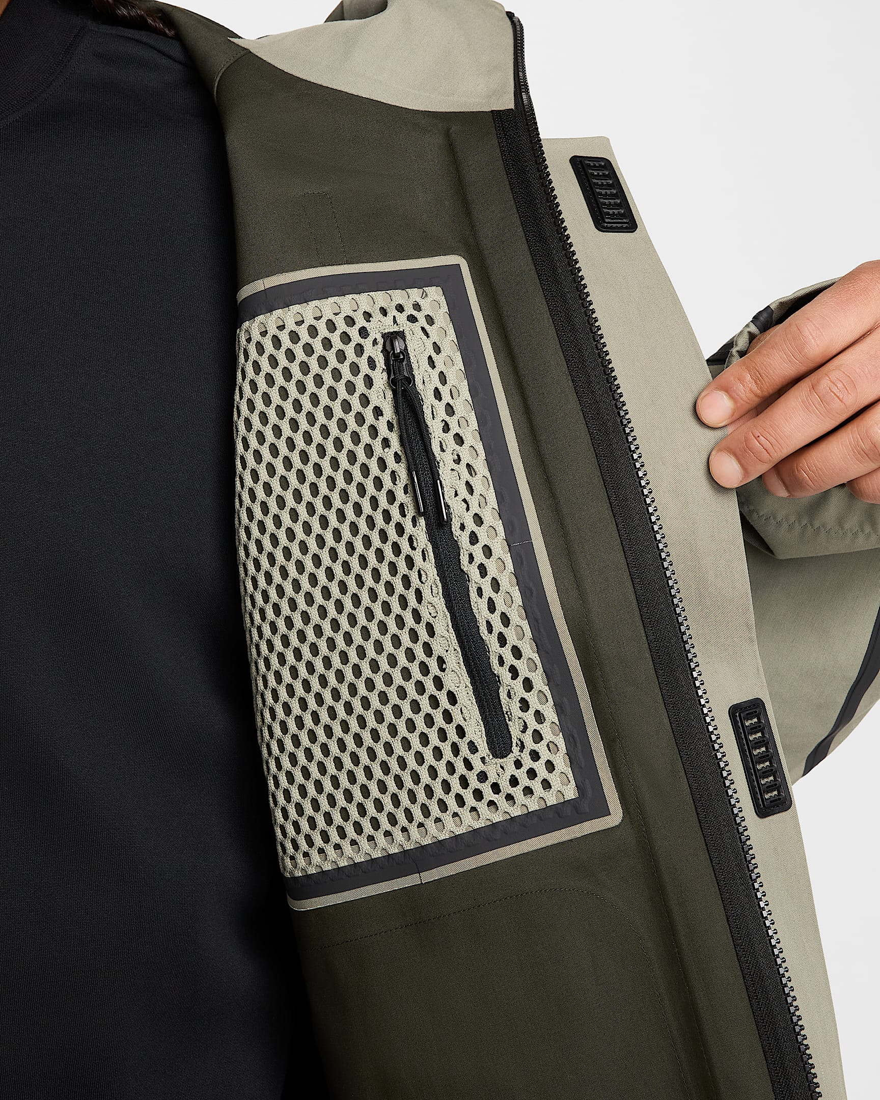 Nike Tech Men's Storm-FIT Hooded Rain Jacket. Nike.com