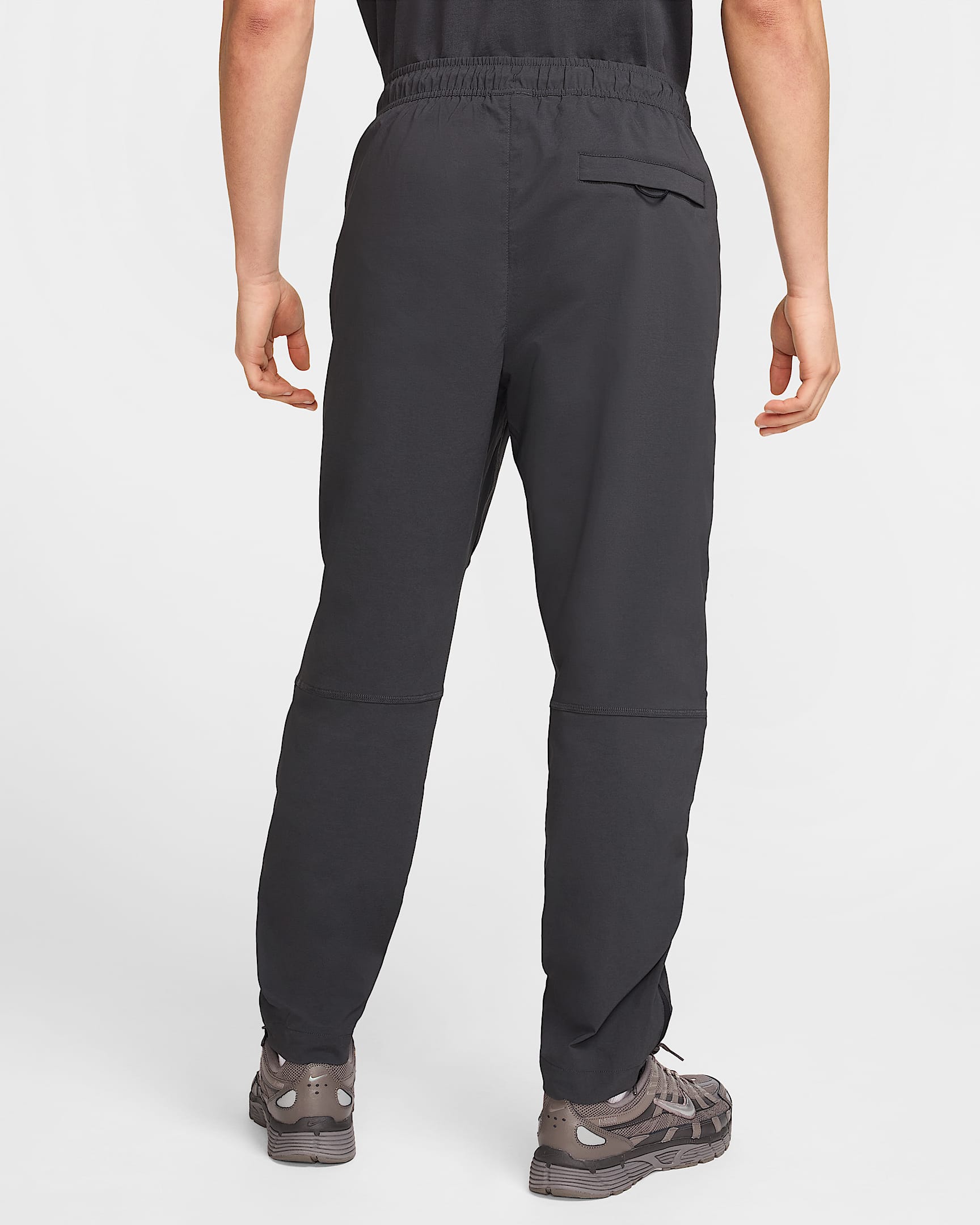 Nike Tech Men's Woven Open-Hem Trousers. Nike CA
