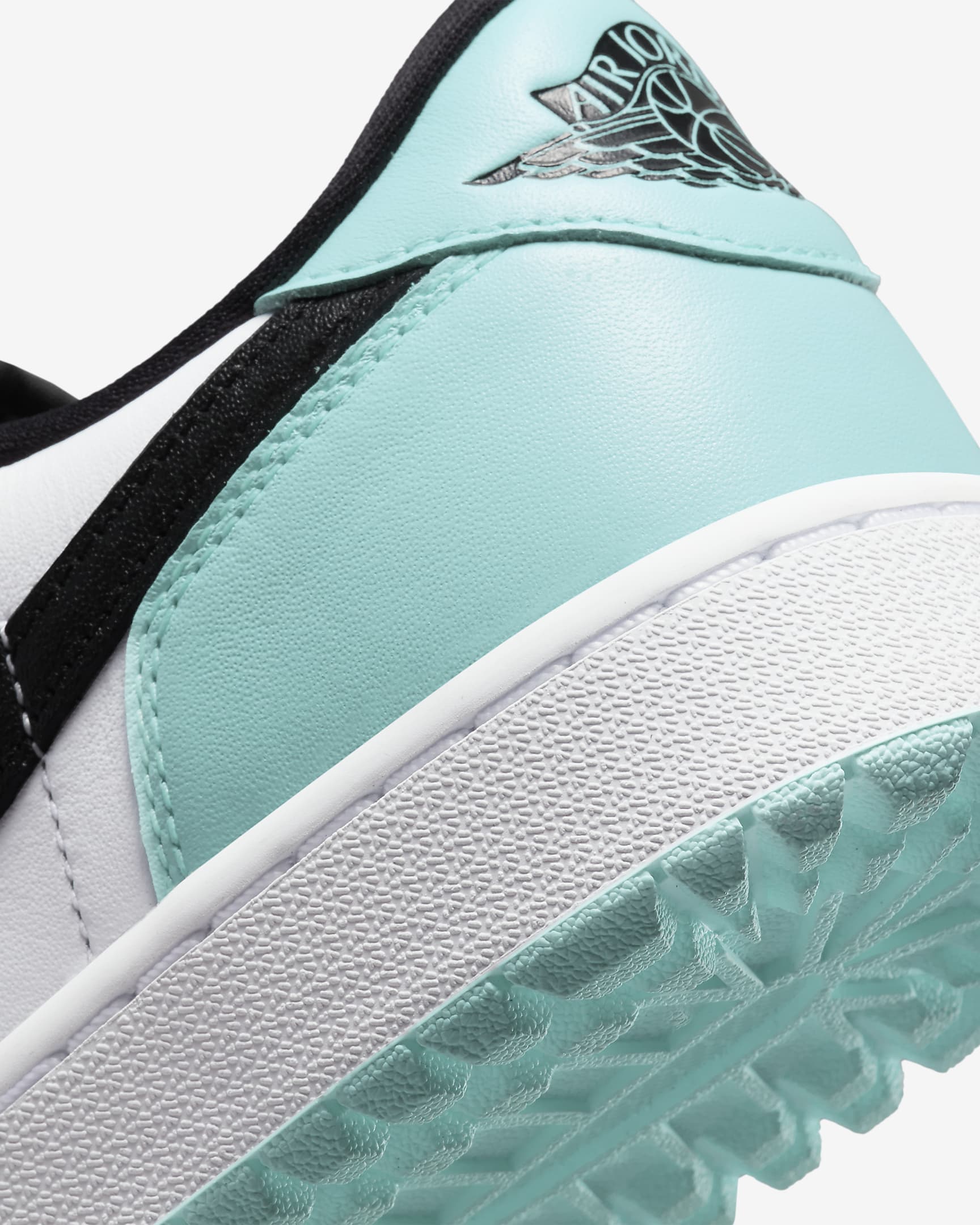 Air Jordan 1 Low G Golf Shoes. Nike JP