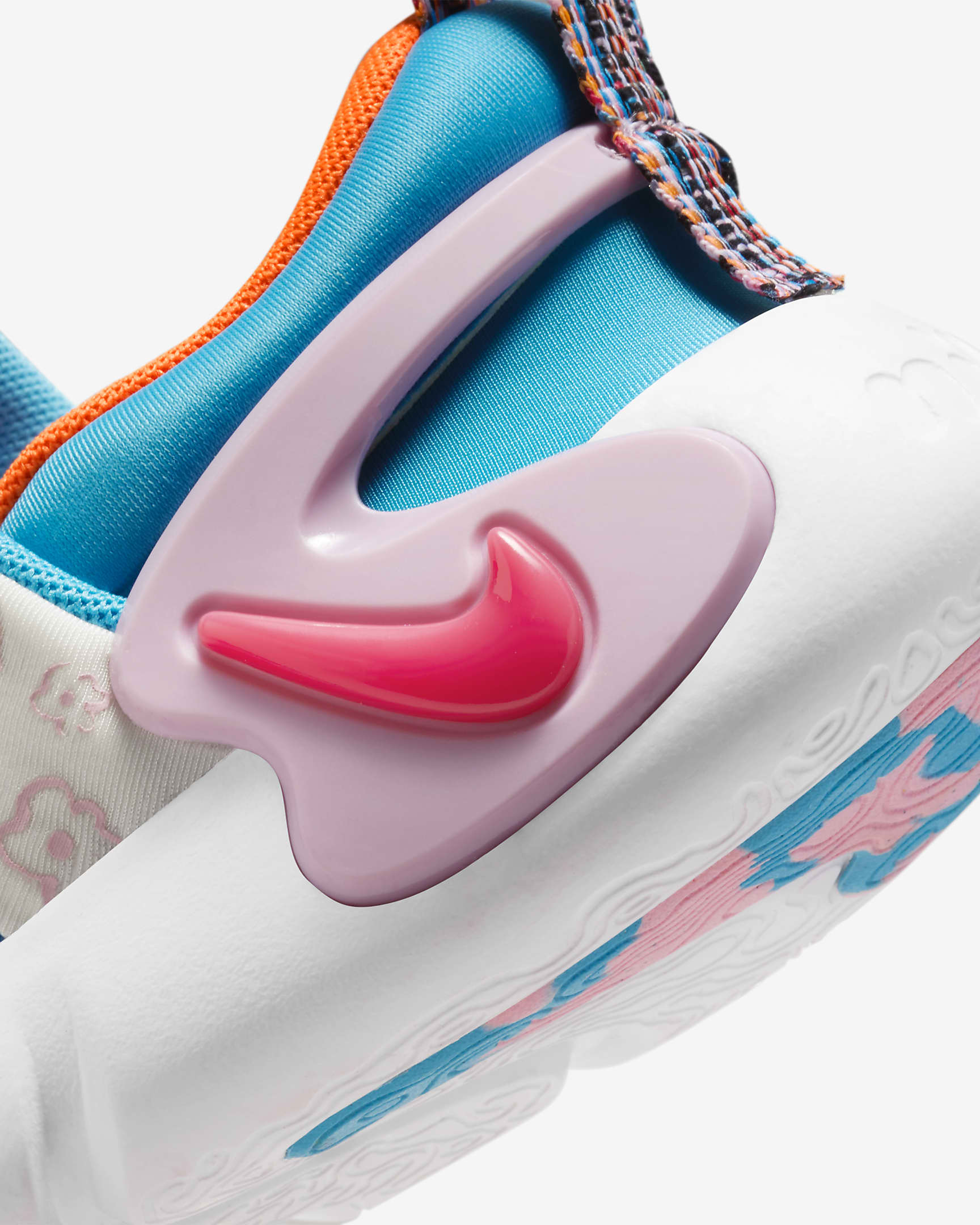 Nike Dynamo Go SE Younger Kids' Easy On/Off Shoes. Nike AT