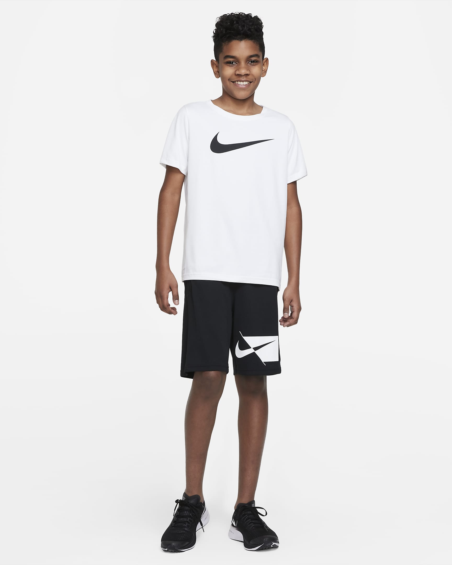 Short de training Nike pour Garçon plus âgé. Nike CH