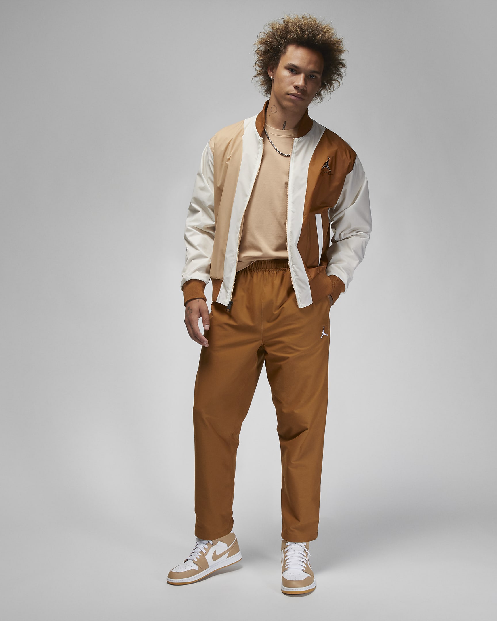 Jordan Essentials Men's Cropped Trousers. Nike AT