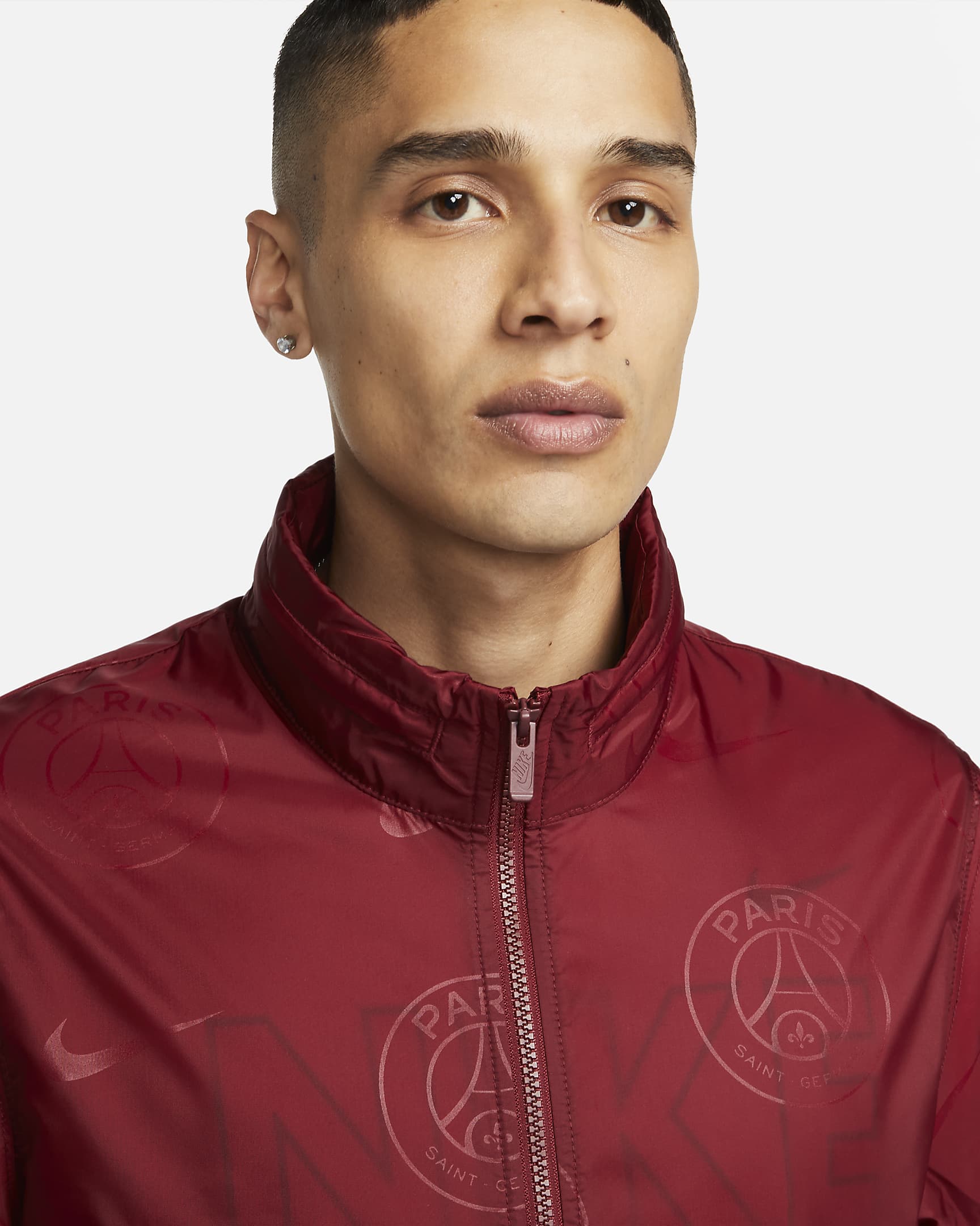 Paris Saint-Germain Sport Essential Men's Nike Football Lined Woven ...