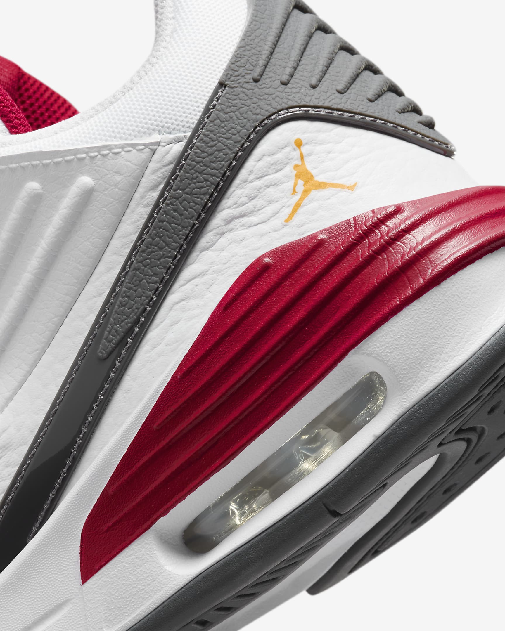 Jordan Max Aura 5 Men's Shoes. Nike PH