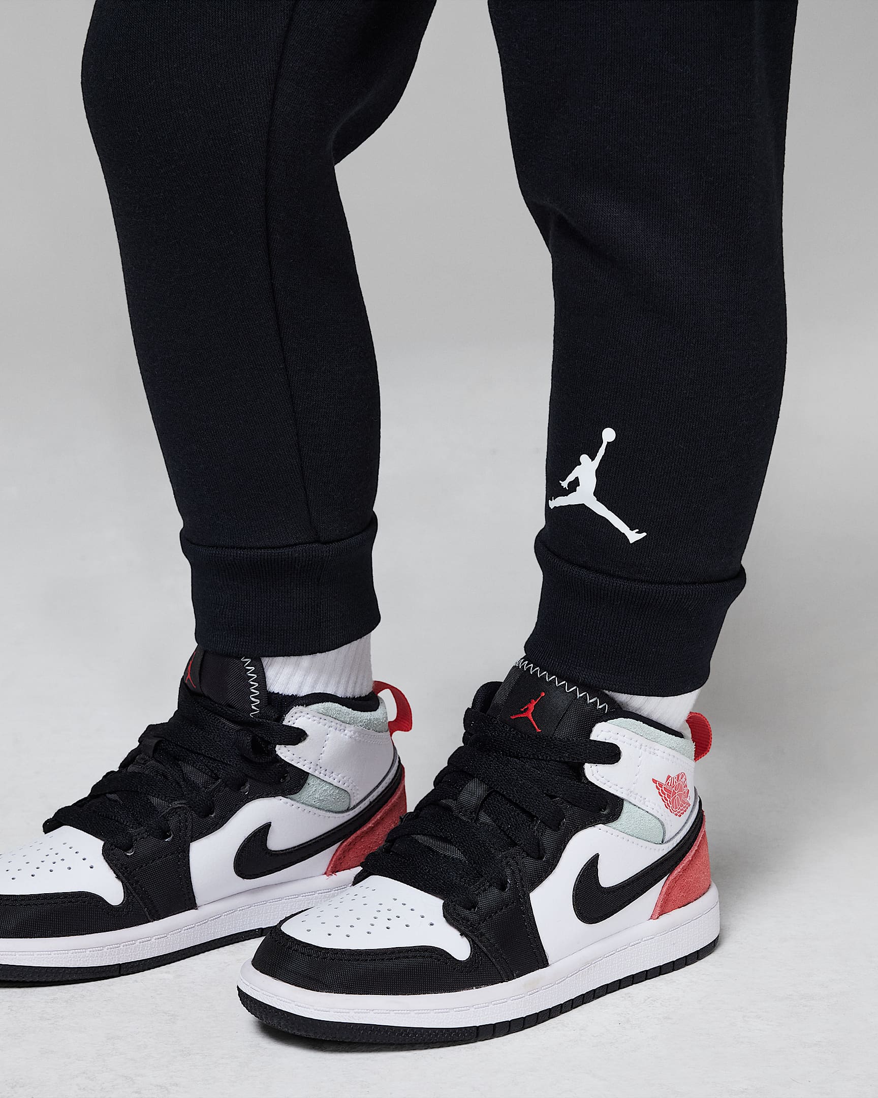 Jordan Toddler Line Up T-Shirt and Pants Set. Nike.com